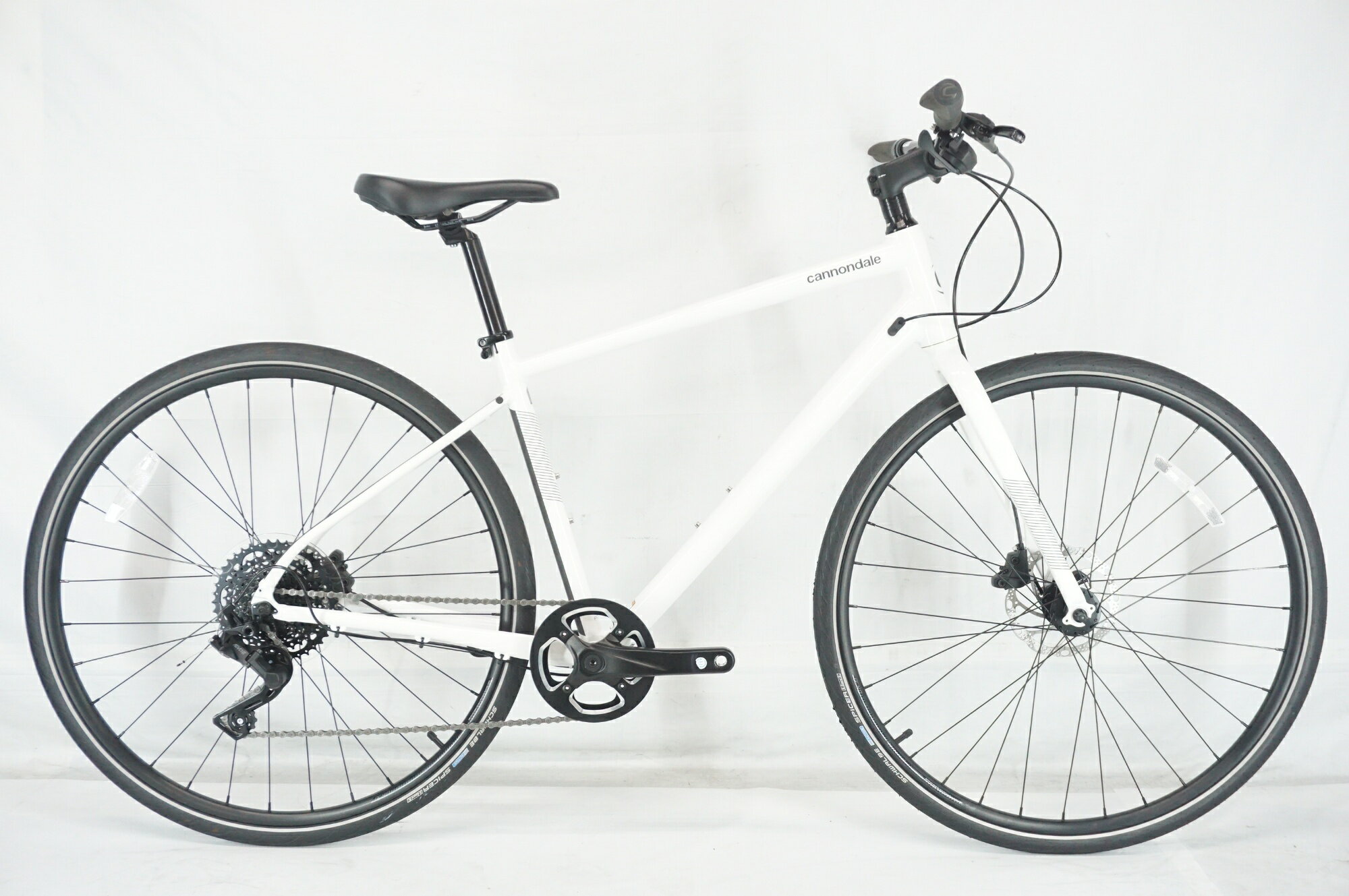 ■商品情報 メーカーサイズ：MDシートチューブ(C-T):450mmトップチューブ(C-C):583mm(ホリゾンタル換算)適応身長:165-175cm(目安)重量：約10.4kgフレーム材質：アルミフロントフォーク：スチールメインコンポ：...