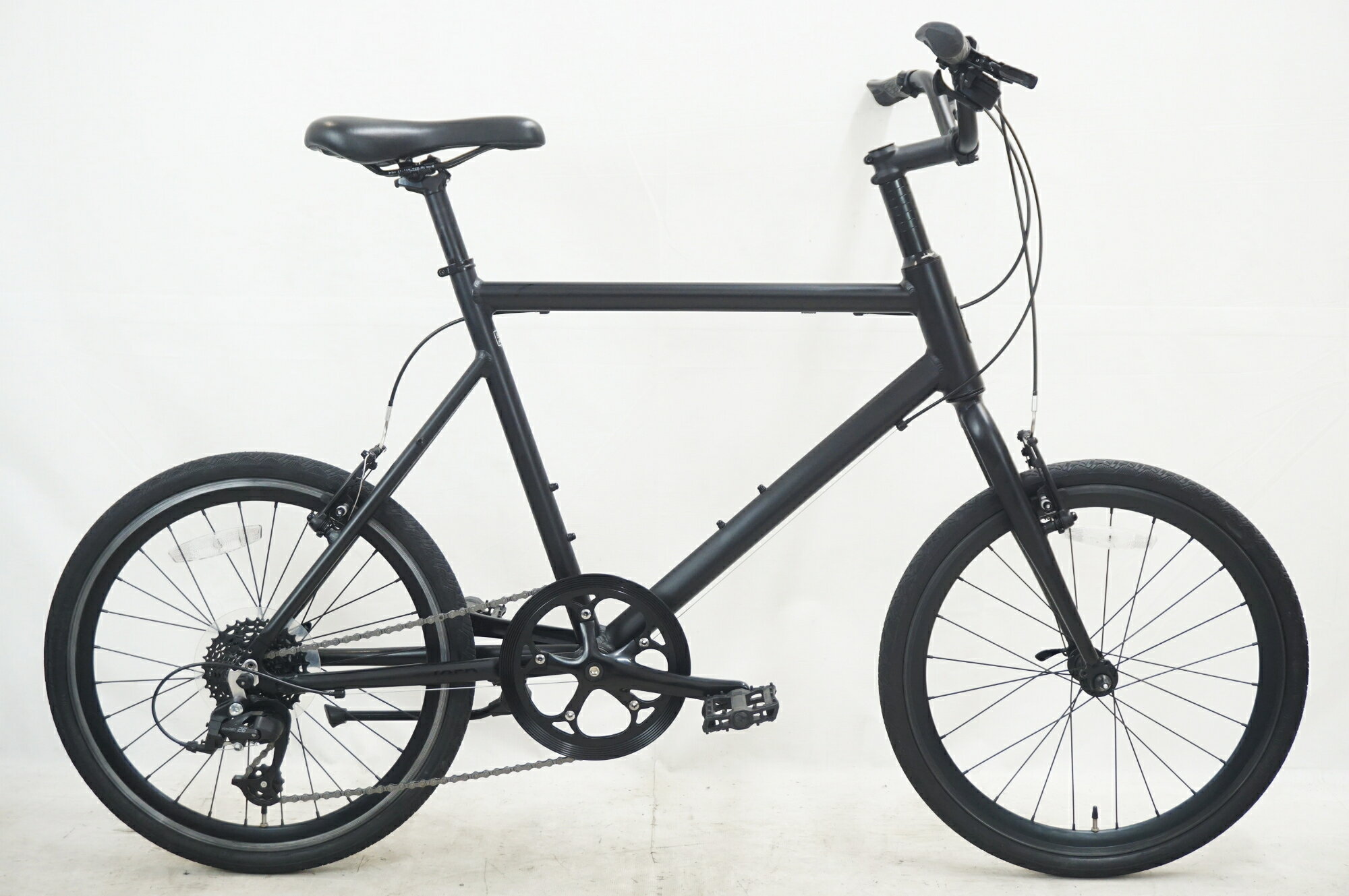 ■商品情報サイズ：510シートチューブ(C-T)：約495mm（実測値）適応身長：165-175cm(目安)重量：約10kgフレーム：カーボンフォーク：スチールレバー：MICROSHIFTFディレイラー：なしRディレイラー：MICROSHI...