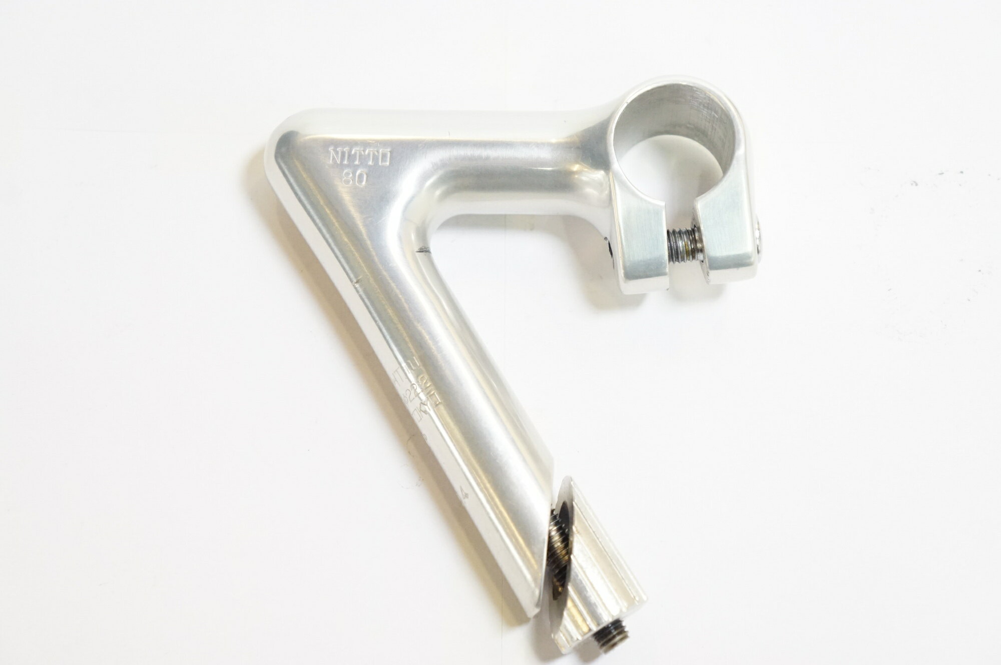 ■商品情報 ・φ25.4/80mm/58° ■状態 ・使用に伴う擦れや小傷ございますが、大きなダメージは無く良好な状態です。 ■付属品 ・掲載しているものが全てになります。 ■注意事項【在庫について】 在庫管理は細心の注意を払い行なっており...