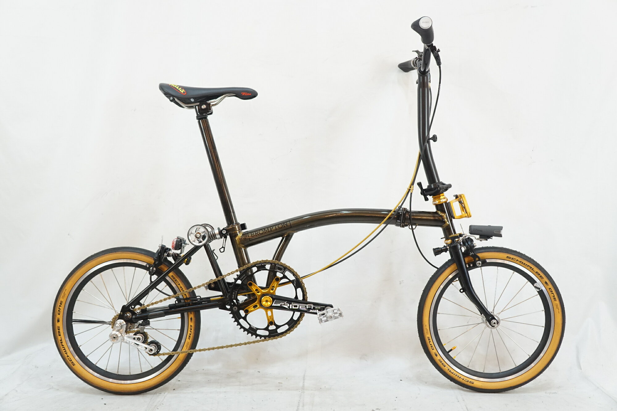 ■商品情報メーカーサイズ:16インチ適応身長:145-cm(目安)重量:約9.6kgフレーム材質:クロモリフロントフォーク:クロモリクランク:RIDEA ES 3D24 54T 172.5mmスプロケット:13-16Tハンドル:560mmペ...