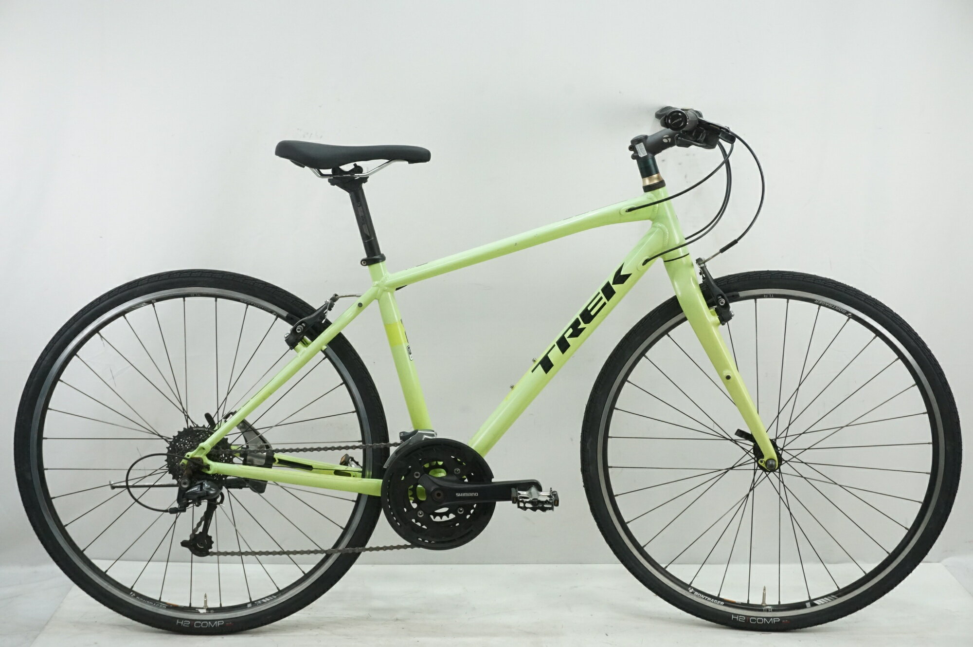 ■商品情報 メーカーサイズ：17.5 シートチューブ(C-T)：444mm(実測値) トップチューブ(C-C)：548mm(ホリゾンタル換算) 適応身長：165-174cm(目安) 重量：約10.9kg フレーム材質：アルミ フロントフォー...