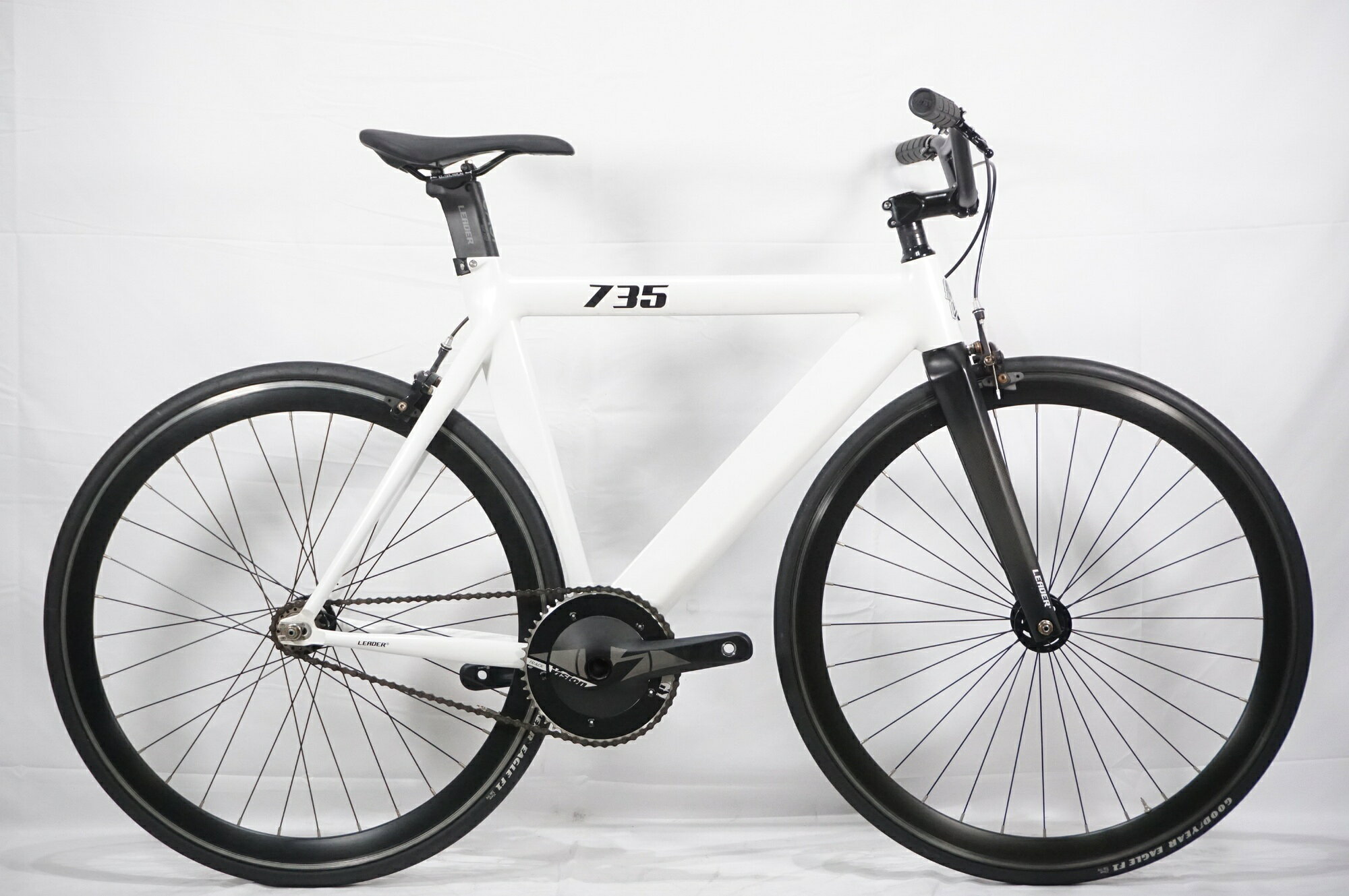 ■商品情報メーカーサイズ:Mシートチューブ(C-T): 540mmトップチューブ(C-C):540mm(ホリゾンタル換算)適応身長:171-178cm(目安)重量:約8.8kgフレーム材質:アルミフロントフォーク:カーボンレバー:DIA-C...