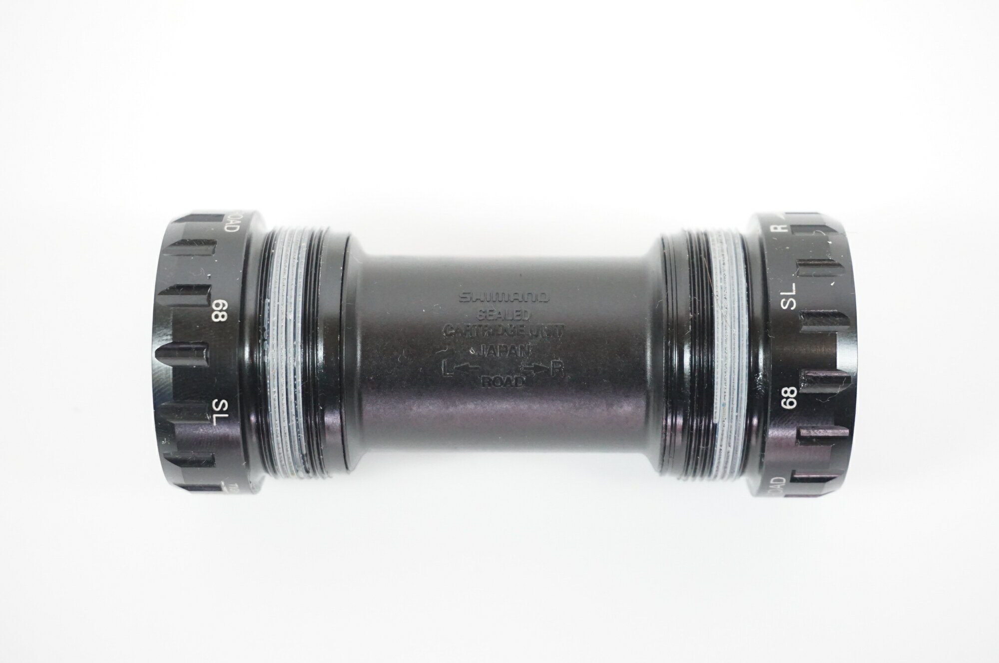 ■商品情報 ・BC1.37×24 ■状態 ・使用に伴う小傷、汚れ等がございますが、比較的使用感は少なく良好な状態です。 ■付属品 ・掲載しているものが全てになります。 ■注意事項【在庫について】 在庫管理は細心の注意を払い行なっておりますが...