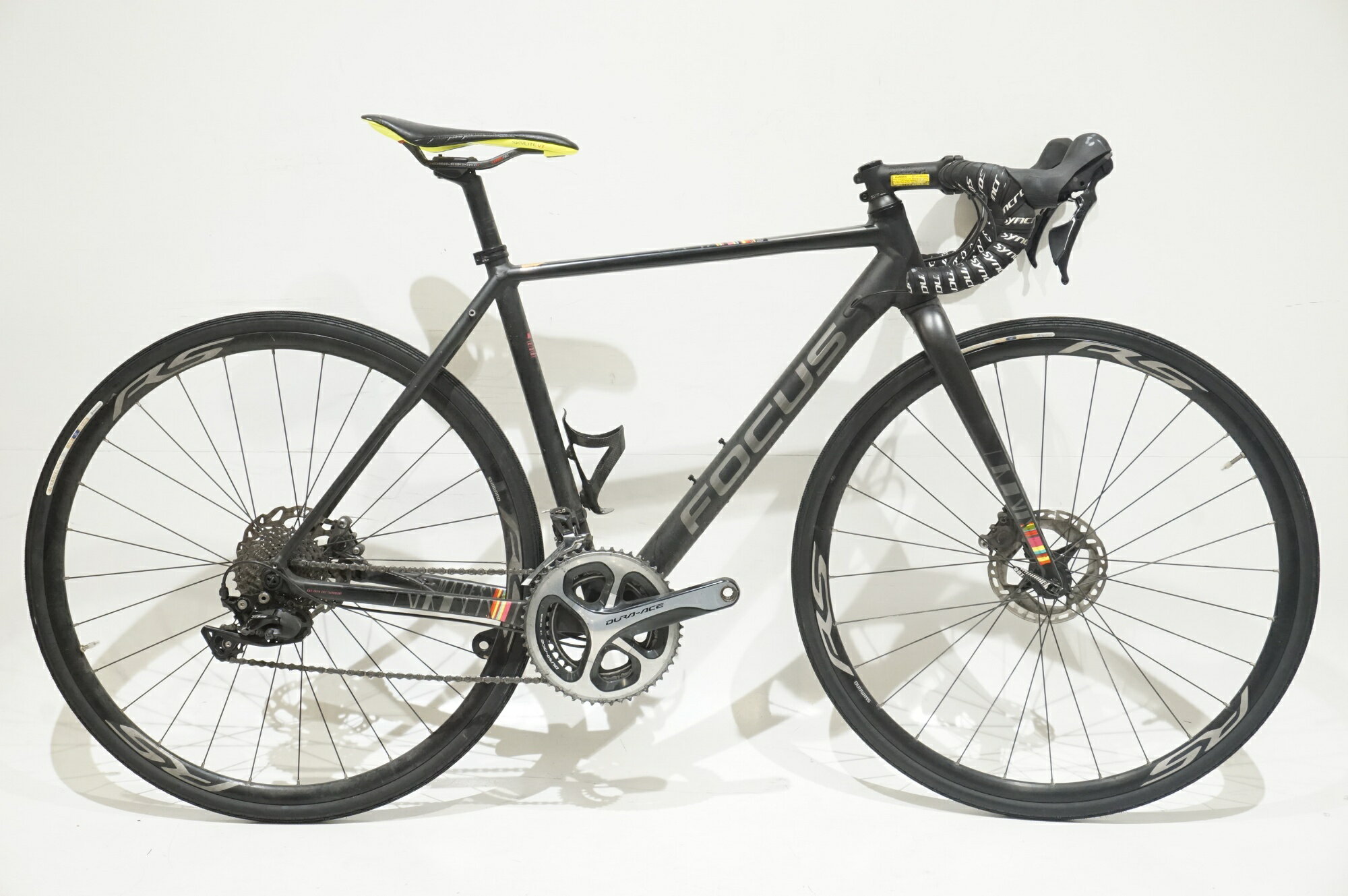 "■商品情報メーカーサイズ:Sシートチューブ(C-T): 510mmトップチューブ(C-C):529mm(ホリゾンタル換算)適応身長:170cm前後(目安)重量:約8.9kgフレーム材質:アルミフロントフォーク:カーボンレバー:SHIMAN...