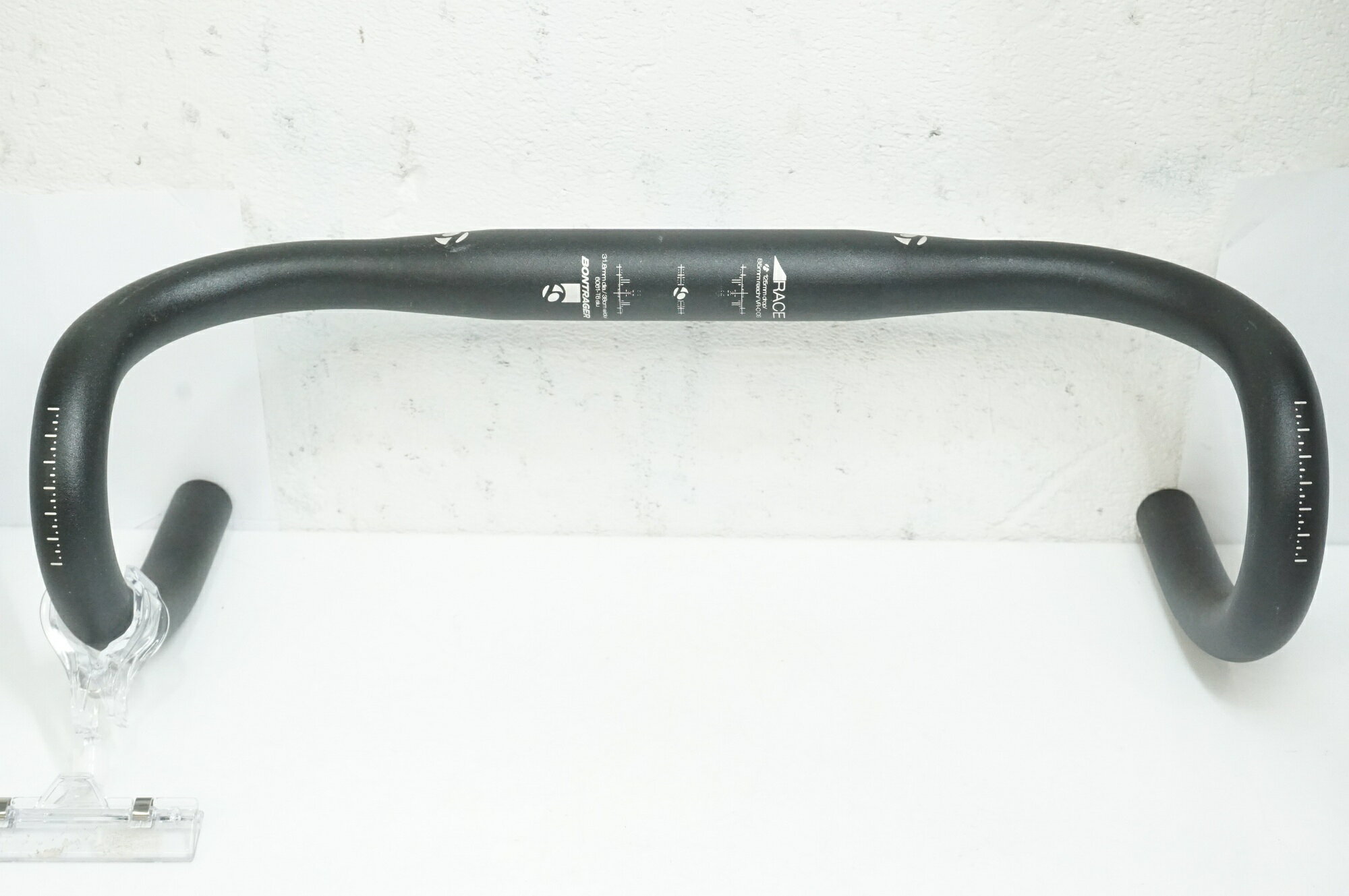 ■商品情報 380mm φ31.8 297g ■状態 使用に伴う小キズがございますが、中古品として比較的良好な状態でございます。 写真はなるべく実際の色に近付けておりますが、閲覧する環境によって色が異なる場合がございます。 ■付属品 掲載し...