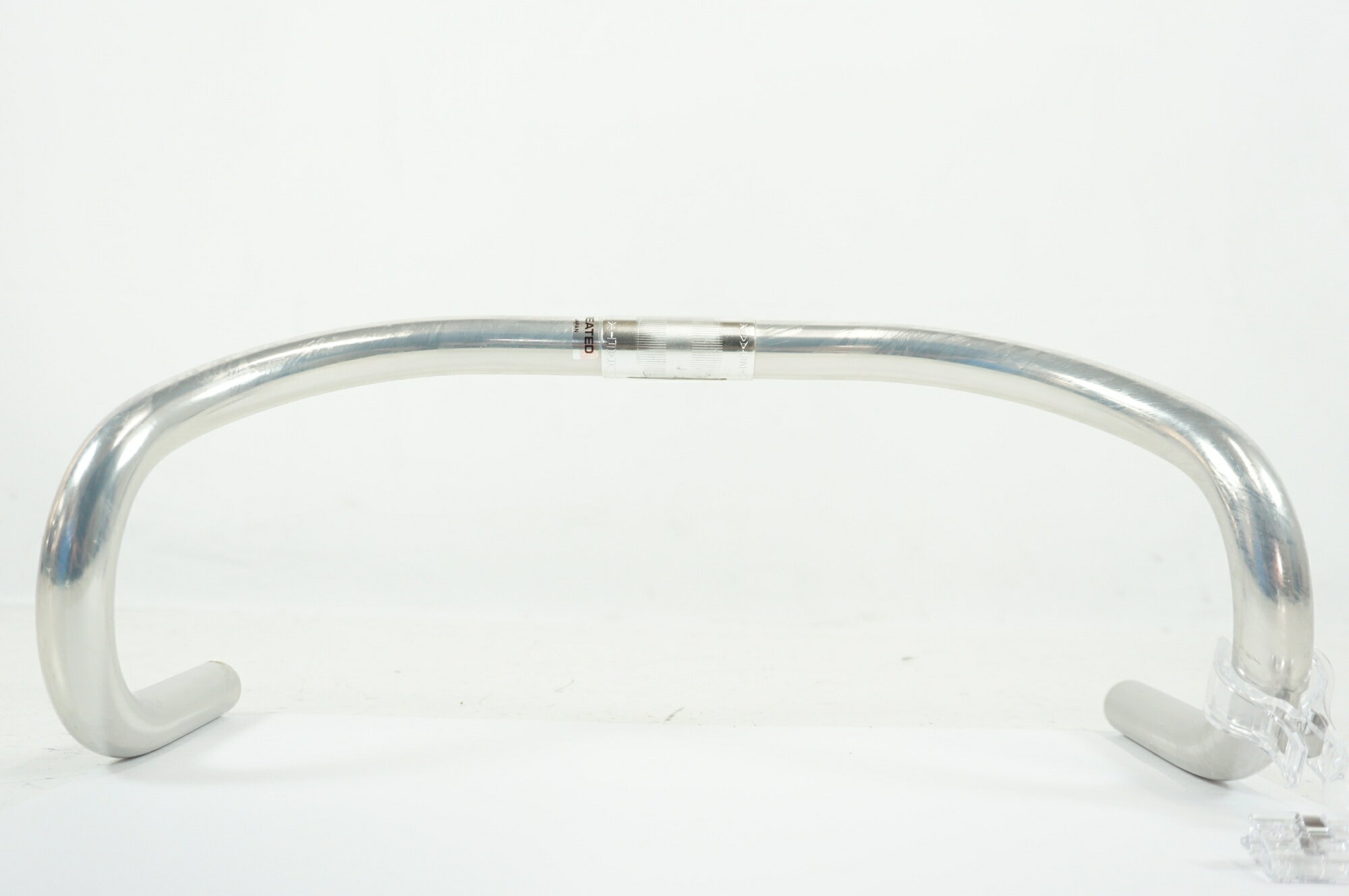 ■商品情報 ・400mm φ25.4 ・アルミ ■状態 ・使用に伴う小傷、汚れ等がございます。 ・表面保護のために巻いてあったビニールの剥がし跡がございます。 ■付属品 ・掲載しているものが全てになります。 ■注意事項【在庫について】 在庫...
