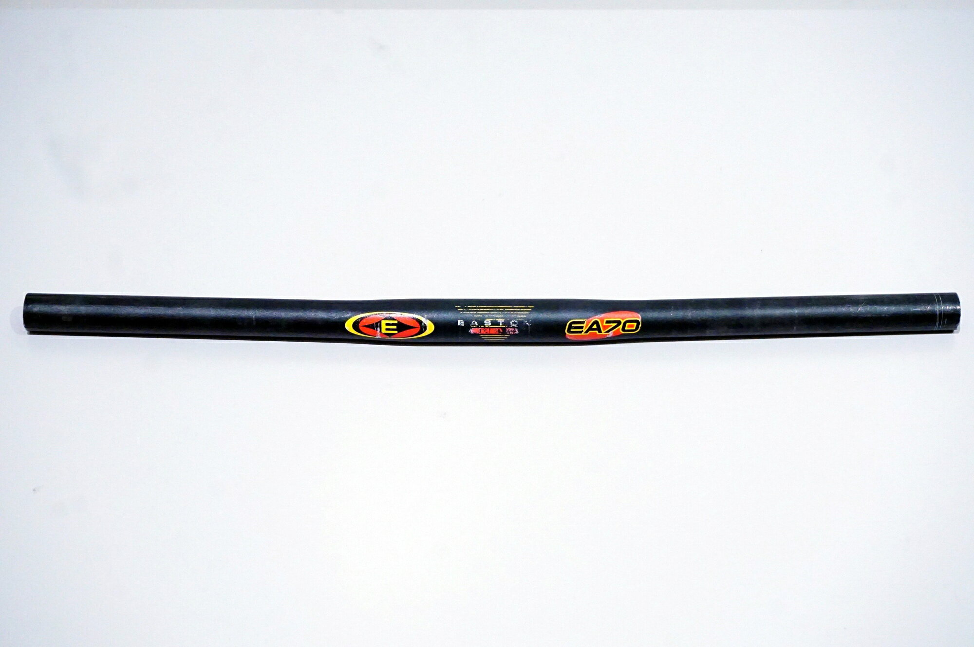 ■商品情報 カット有 ・φ25.4 ・540mm ■状態 ・使用に伴う小キズ、ヨゴレがございます。 ・掲載画像以外にも細かい傷や多少の汚れがございます。 【付属品】 ※画像に掲載している物で全てでございます。 ※画像にないものは欠品となりま...
