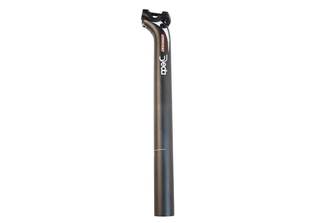 ■詳細・クランプ径：31.6mm・シートポスト長：350mm■状態・使用に伴う小キズ、ヨゴレ等がございます。【付属品】※画像に掲載している物で全てでございます。※商品の一部でも画像に無いものは欠品となり、返品返金は致しかねます為ご注意くださ...