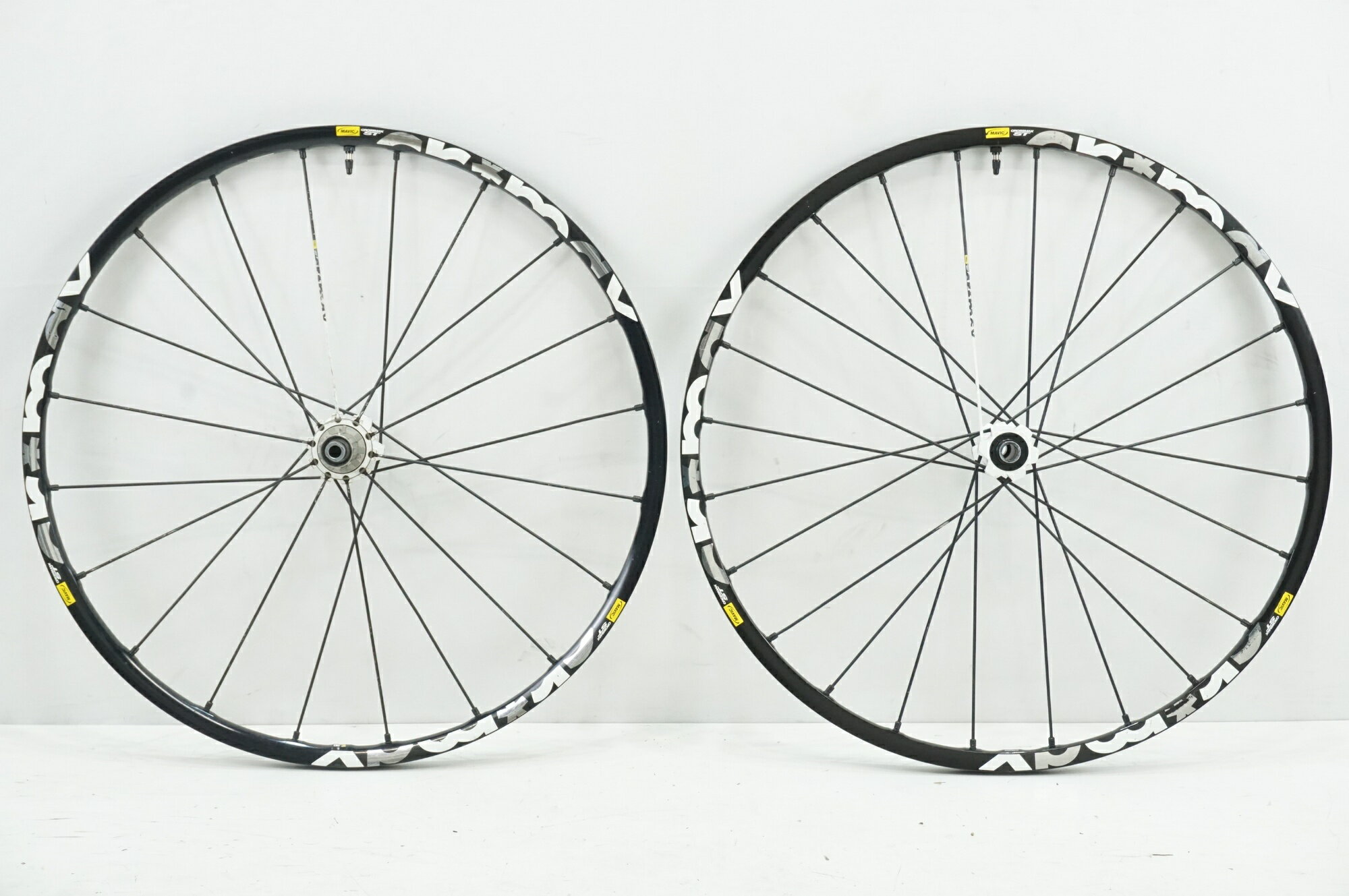 ■商品情報 サイズ：29インチ リム幅：19C リムタイプ：チューブレスレディ フリータイプ：SHIMANO 10S ブレーキタイプ：ディスクブレーキ(6ボルト) 重量F：約818g（写真の状態での実測値） 重量R：約893g（写真の状態で...