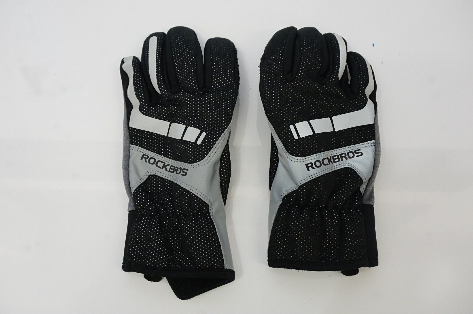 ■商品情報 ・XLサイズ ■状態 ・使用に伴う小キズ、ヨゴレがございます。 ・掲載画像以外にも細かい傷や多少の汚れがございます。 【付属品】 ※画像に掲載している物で全てでございます。 ※画像にないものは欠品となりますためご注意ください。 ...