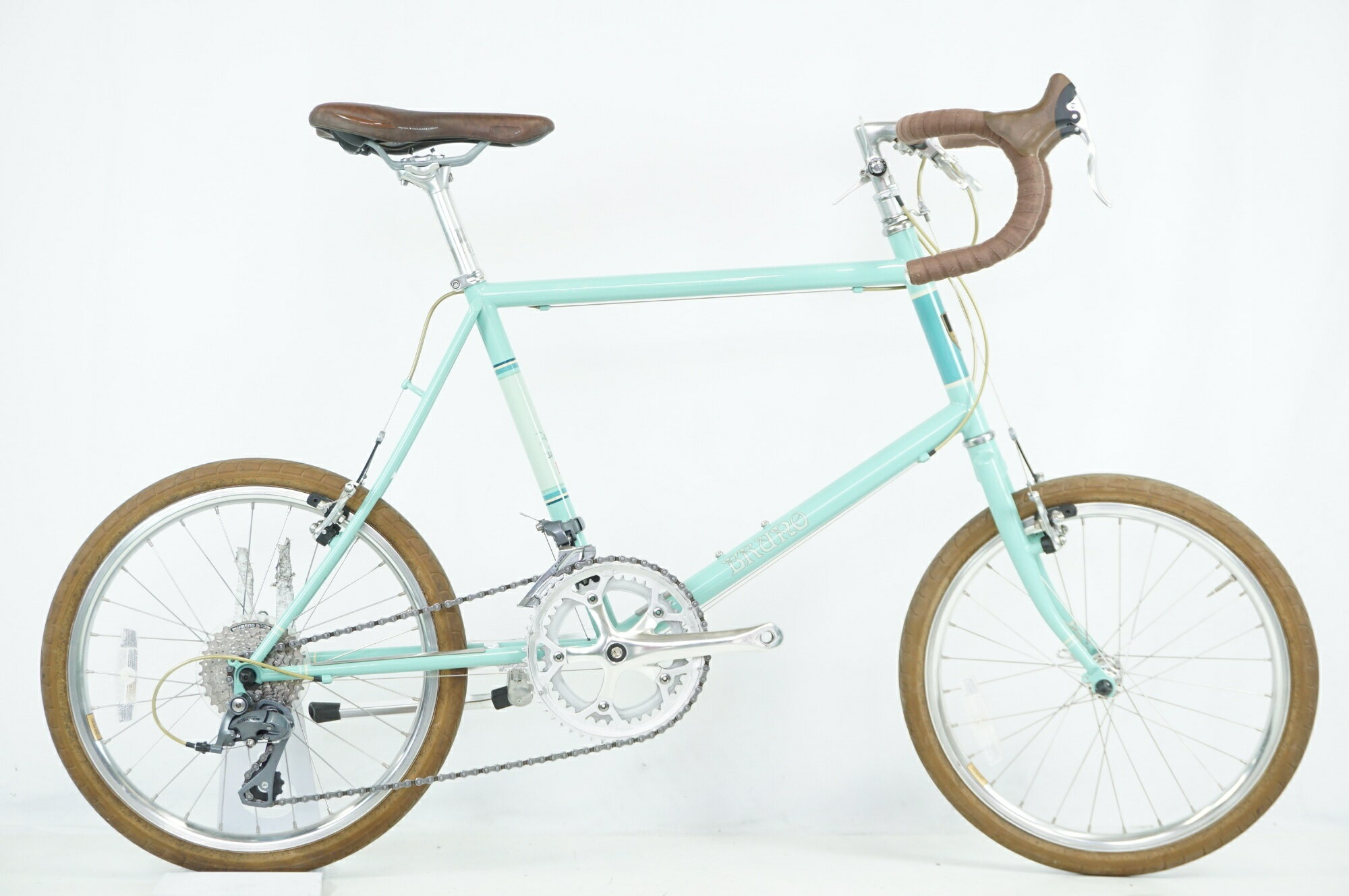 ■商品情報 メーカーサイズ:460 シートチューブ(C-T):460mm トップチューブ(C-C):520mm(ホリゾンタル換算) 適応身長:150-165cm(目安) 重量:約10.9kg フレーム材質:クロモリ フロントフォーク:クロモ...