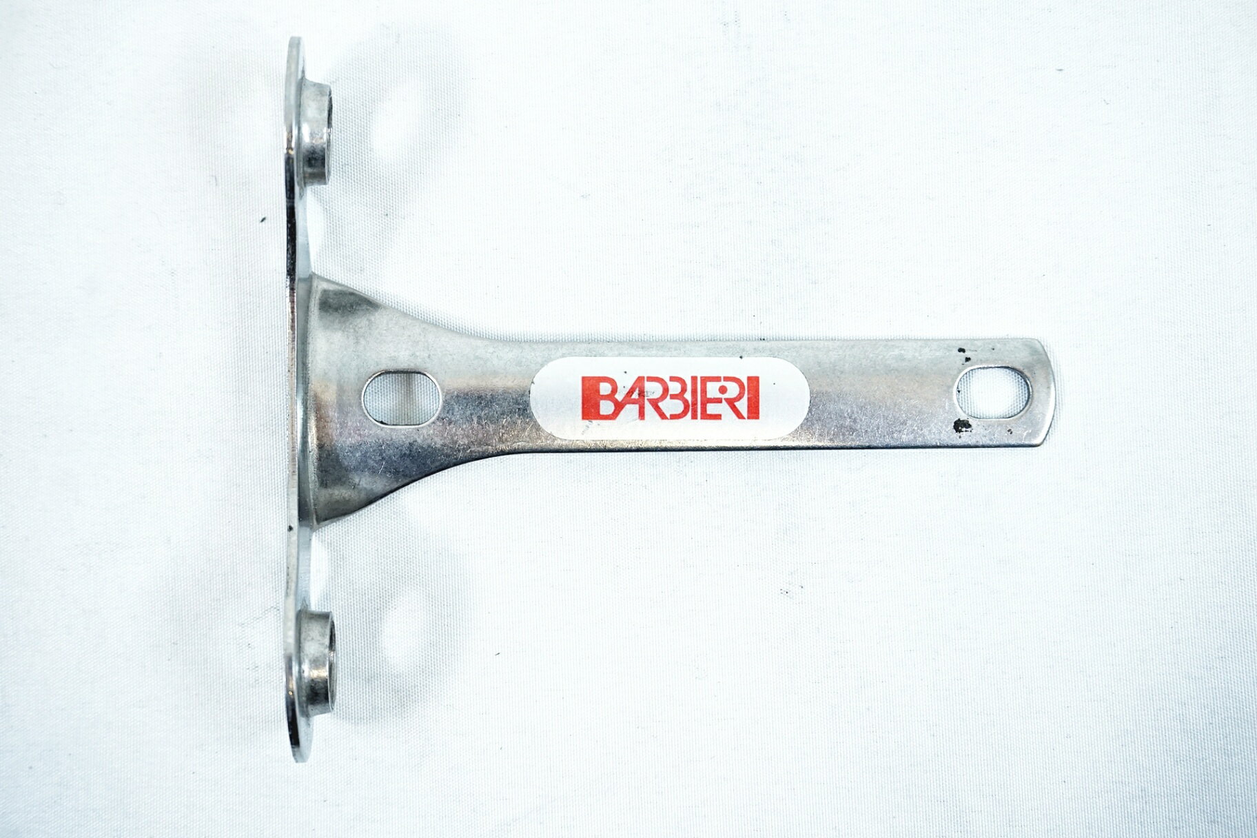 ■商品情報 ・BARBIERI ・CO2カートリッジホルダー ■状態 ・使用に伴う小キズ、ヨゴレ等がございます。 ・掲載画像以外にも細かい傷や多少の汚れがございます。 【付属品】 ※画像に掲載している物で全てでございます。 ※画像にないもの...