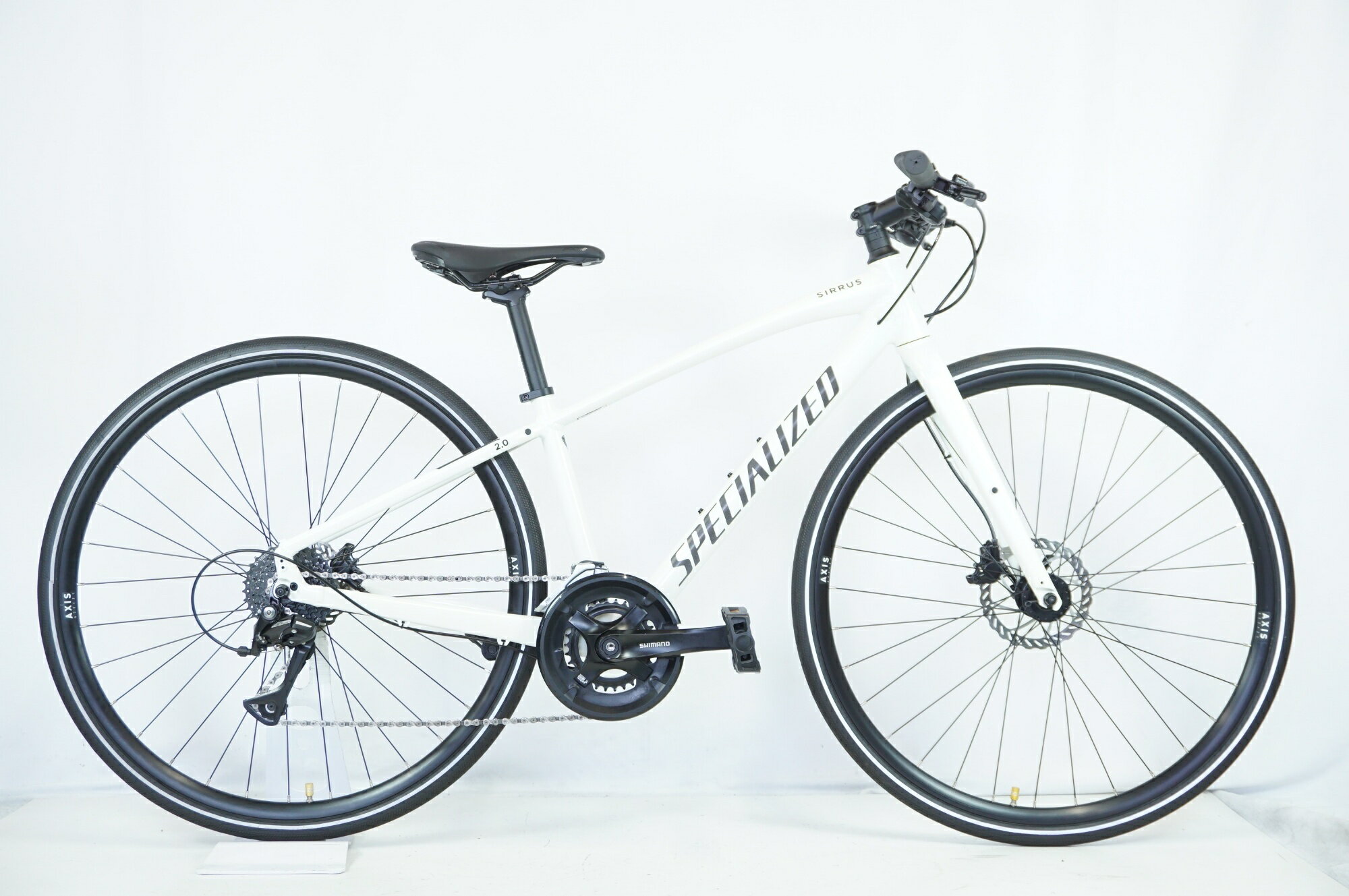 ■商品情報 メーカーサイズ:XXS シートチューブ(C-T):360mm トップチューブ(C-C):531mm(ホリゾンタル換算) 適応身長:142-150cm(目安) 重量:約12kg フレーム材質:アルミ フロントフォーク:スチール シ...