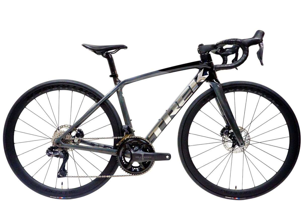 ■商品情報 メーカーサイズ：50 シートチューブ(C-C):453mm トップチューブ(C-C):521mm(ホリゾンタル換算) 適応身長:161-166cm(目安) 重量：約7.1kg フレーム材質：カーボン コンポ：SHIMANO UL...