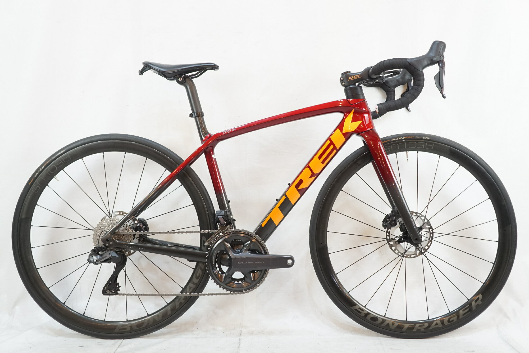 ■商品情報メーカーサイズ:50シートチューブ(C-T): 453mmトップチューブ(C-C):521mm(ホリゾンタル換算)適応身長:161-166cm(目安)重量:約7.2kgフレーム材質:カーボンフロントフォーク:カーボンメインコンポ:...