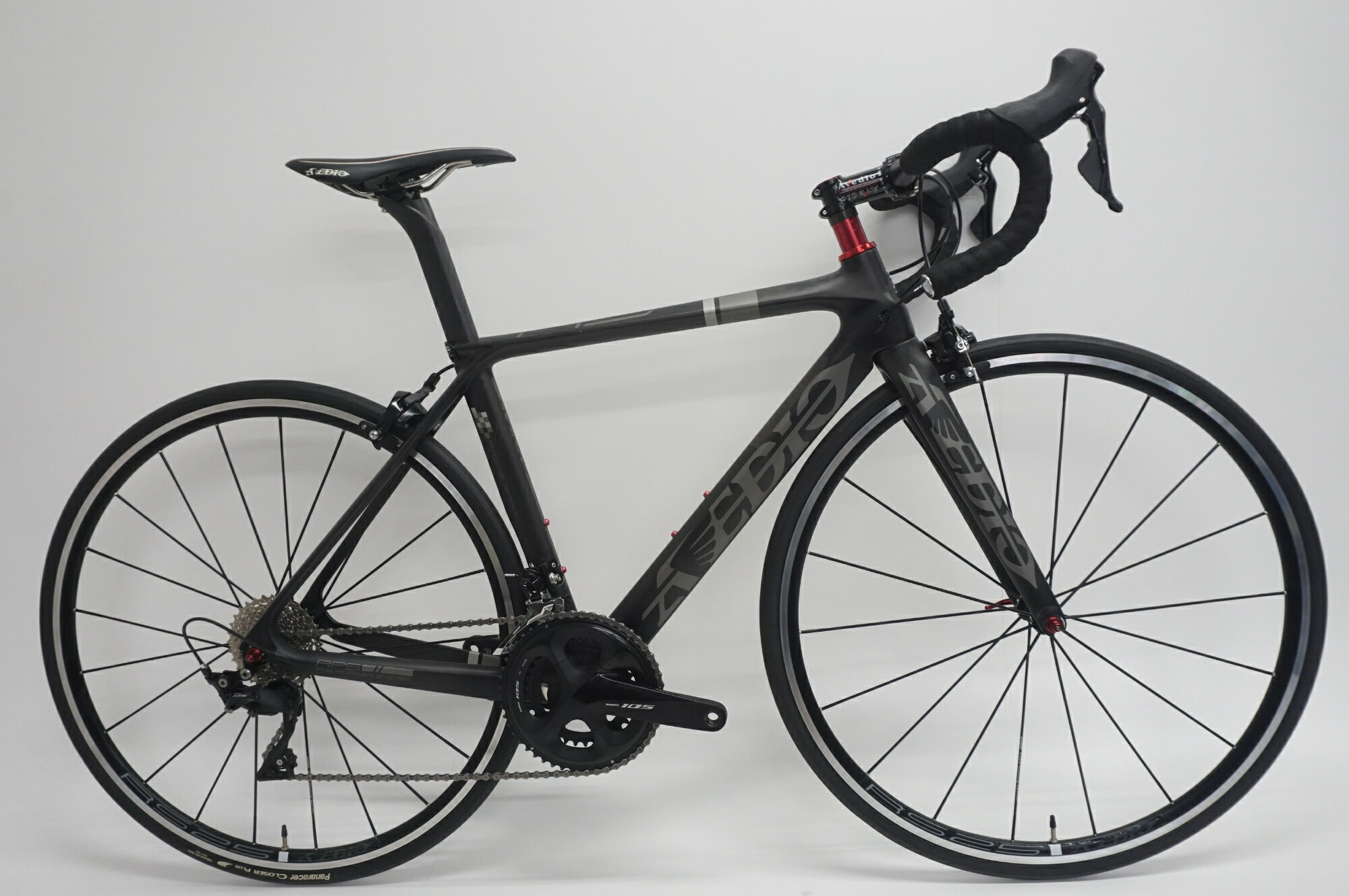 ■商品情報 サイズ：460 "トップチューブ(C-C)：約500mm（ホリゾンタル換算） シートチューブ(C-T)：約460mm（実測値） 適応身長：155-165cm(目安) 重量：約7.4kg フレーム：カーボン フォーク：カーボン レ...