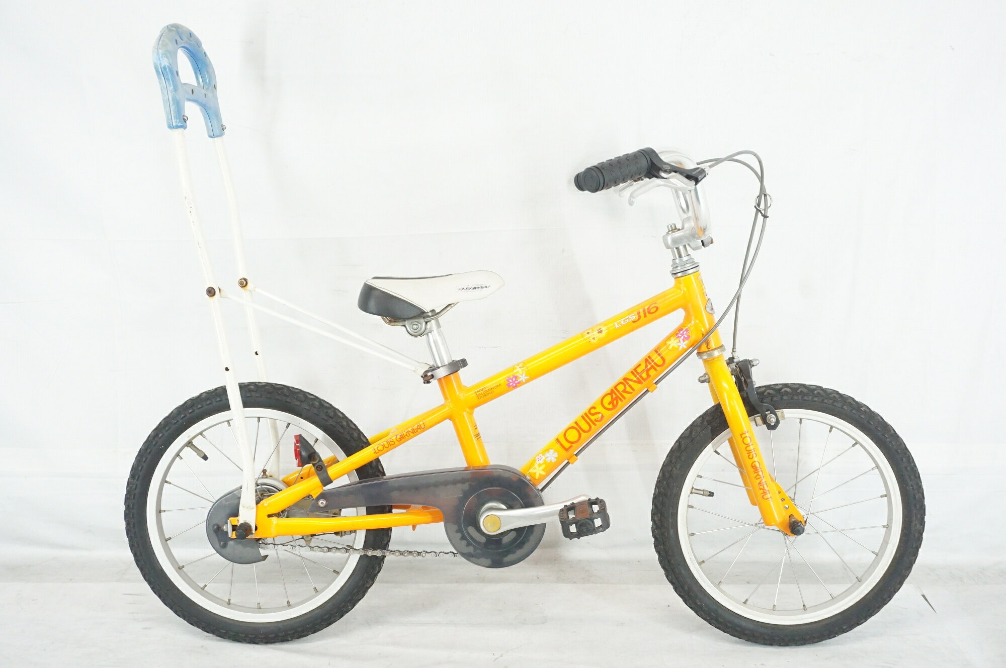■商品情報 メーカーサイズ：220mm シートチューブ(C-T):220mmトップチューブ(C-C):370mm(ホリゾンタル換算)適応身長:95-115cm(目安)重量：約9.8kgフレーム材質：アルミフロントフォーク：スチールレバー：T...