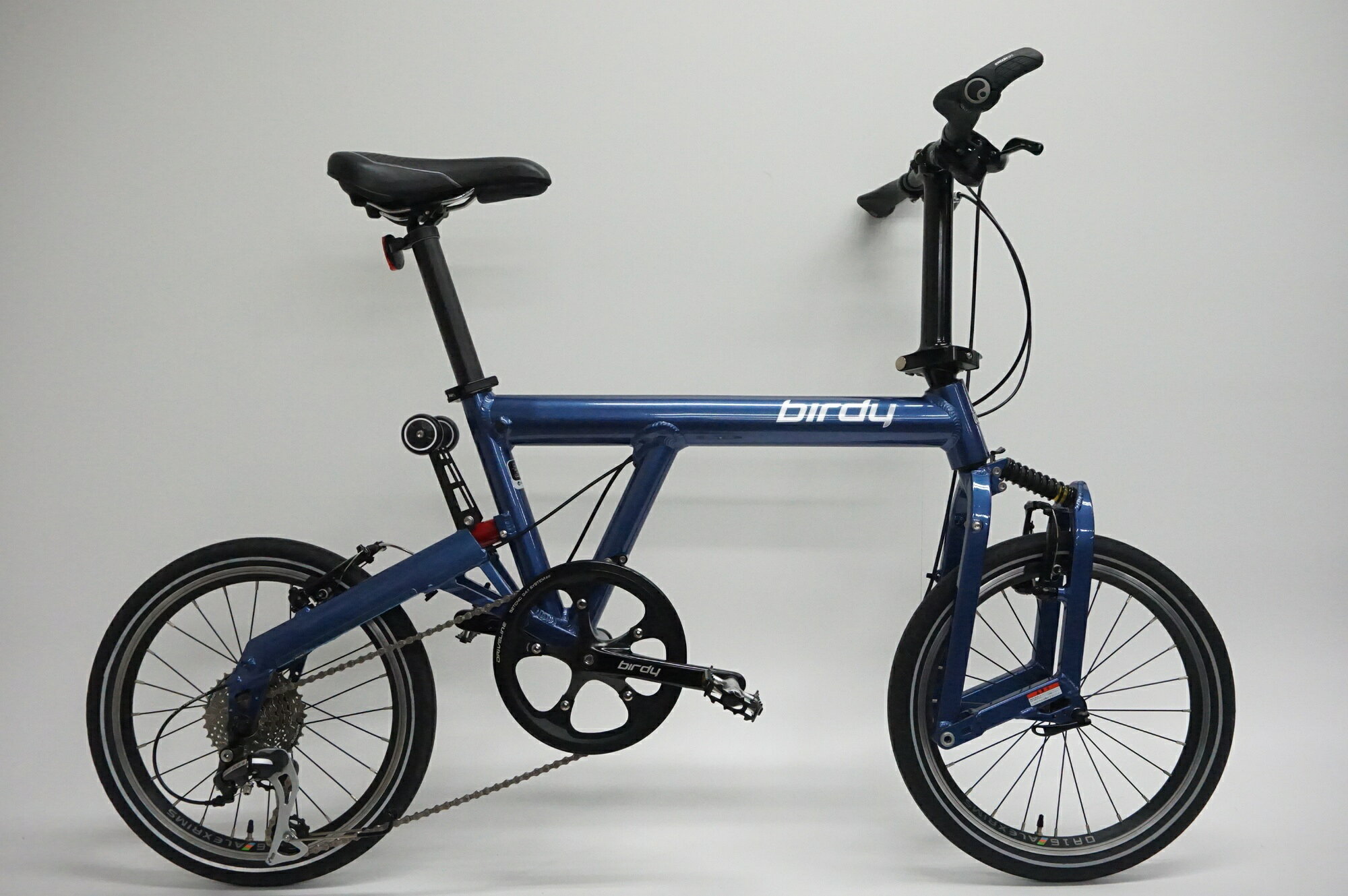 ■商品情報 サイズ：ワンサイズ トップチューブ(C-C)：約mm（ホリゾンタル換算） シートチューブ(C-T)：約mm（実測値） 適応身長：160-185cm(目安) 重量：約11.2kg フレーム：アルミ フォーク：サスペンション レバー...