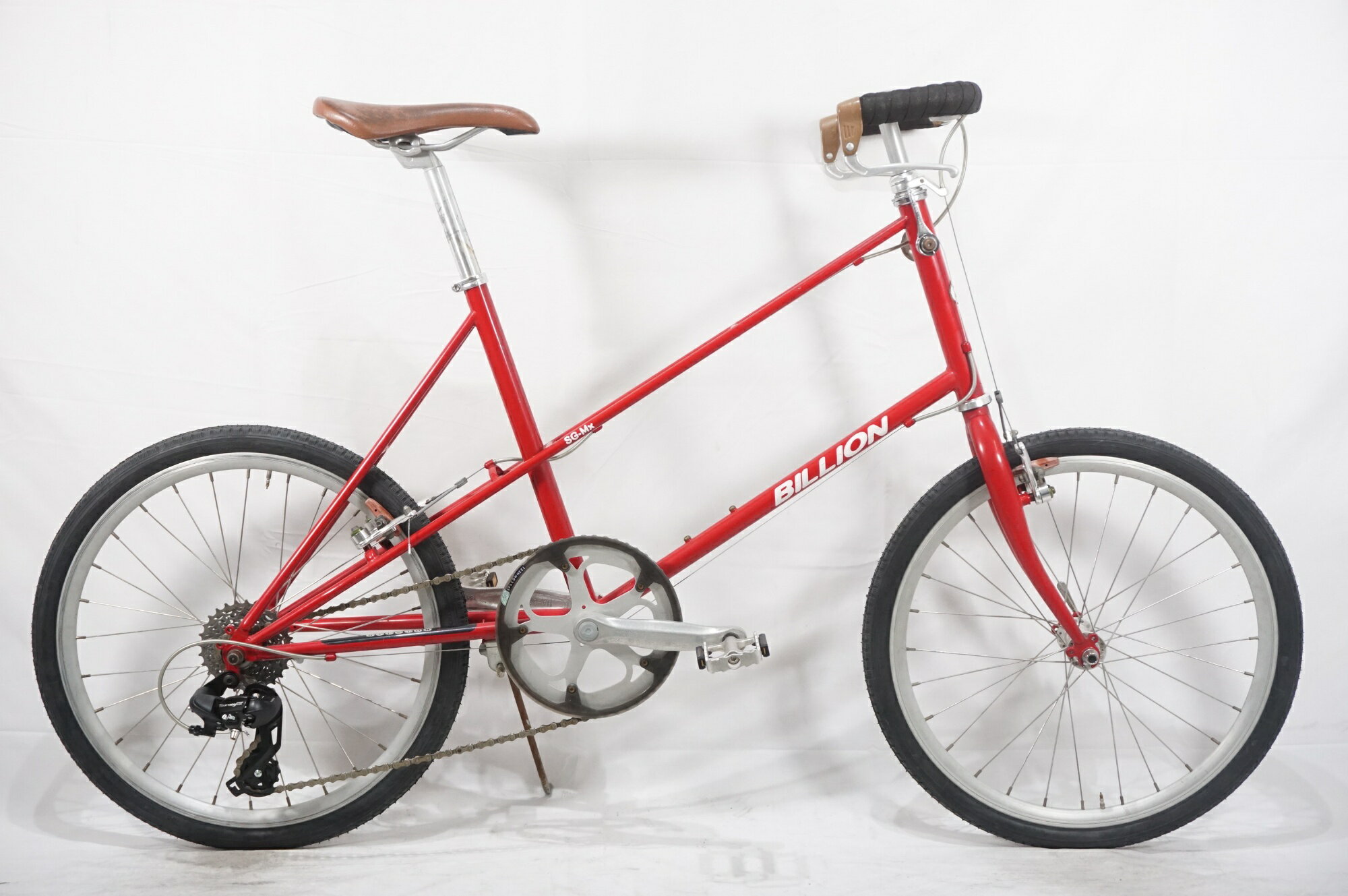 ■商品情報 メーカーサイズ:- シートチューブ(C-T): 435mm トップチューブ(C-C):510mm(ホリゾンタル換算) 適応身長:-cm(目安) 重量:約11.5kg フレーム材質:- フロントフォーク:- レバー:SUNRACE...