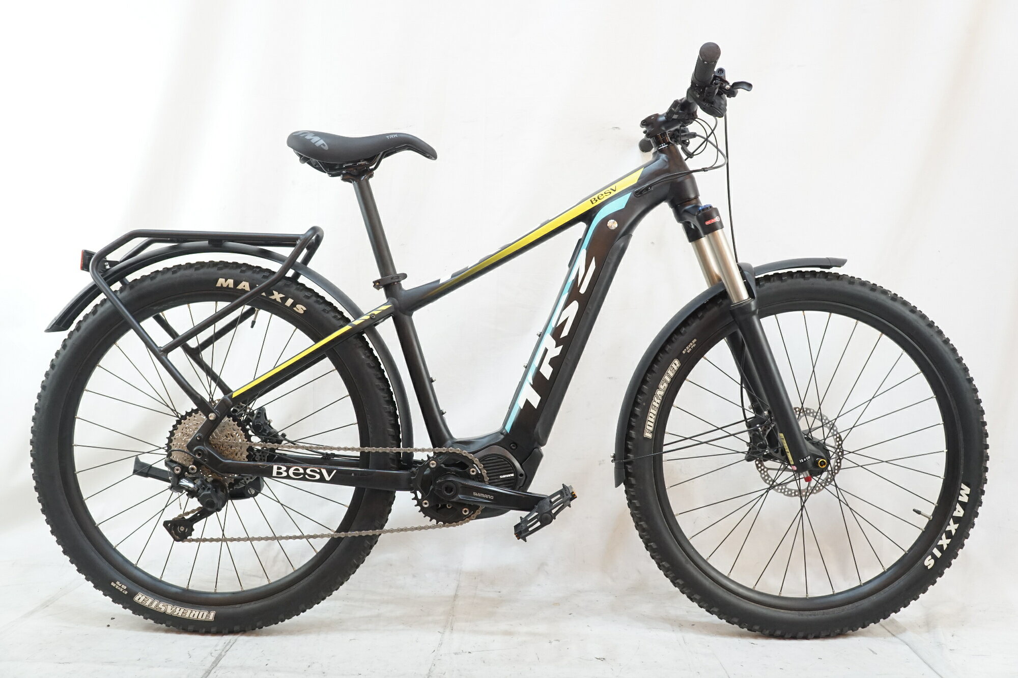 ■商品情報変速：1×10タイヤサイズ：27.5インチバッテリー容量：14Ah補助走行距離：95-140km充電時間：約4時間適応身長:Sサイズ 157-cm以上(目安)■付属品カギ：1本充電器：あり取り扱い説明書：なしその他付属品：なし■状...