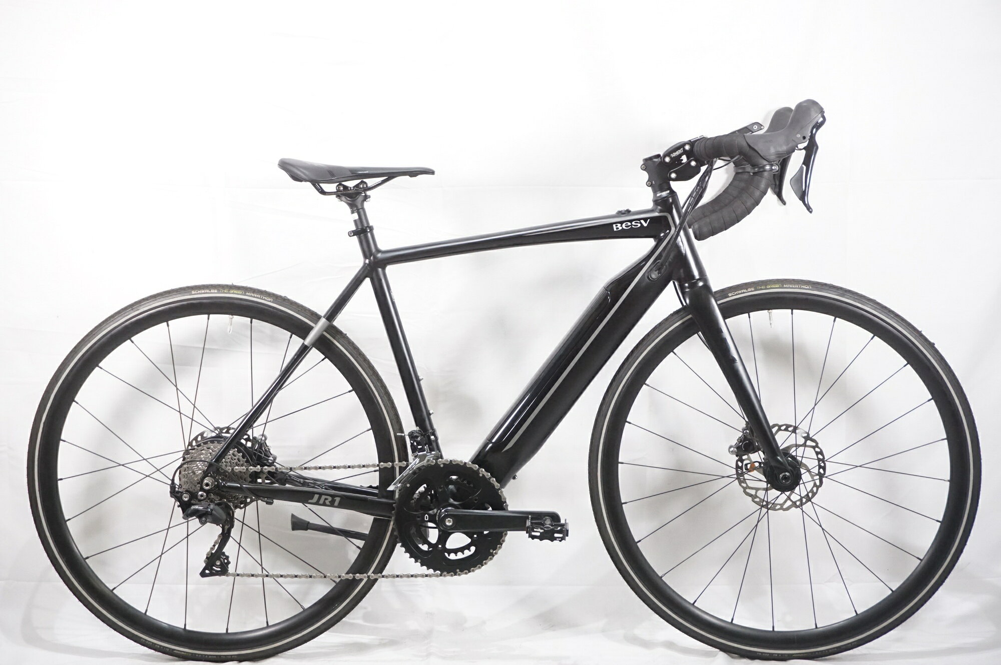 ■商品情報メーカーサイズ:Mシートチューブ(C-T): 530mmトップチューブ(C-C):530mm(ホリゾンタル換算)変速段数:22段変速タイヤサイズ:700c x 25cバッテリー容量:7Ah補助走行距離:約115km(エコモード)充...