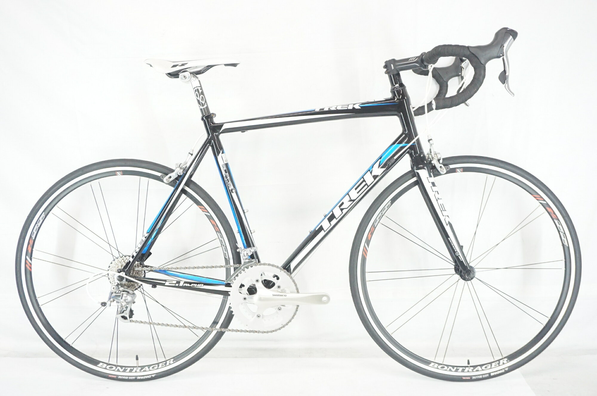 ■商品情報 メーカーサイズ：58cmシートチューブ(C-T):553mmトップチューブ(C-C):572mm(ホリゾンタル換算)適応身長:180-190cm(目安)重量：約9.1kgフレーム材質：アルミフロントフォーク：カーボンメインコンポ...