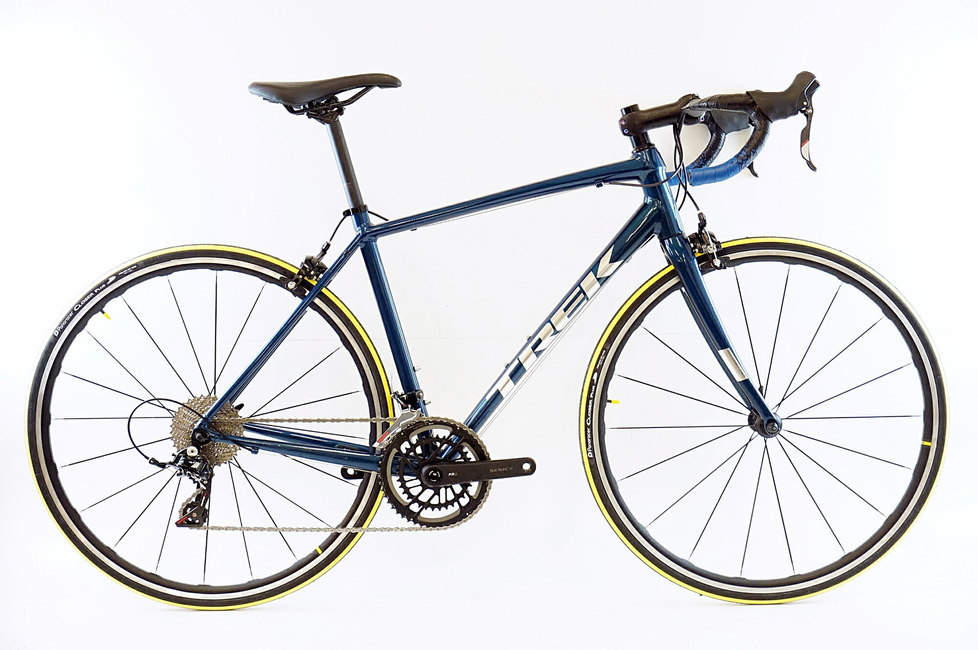 ■商品情報 メーカーサイズ:54 シートチューブ(C-T): 500mm トップチューブ(C-C):542mm(ホリゾンタル換算) 適応身長:172-177cm(目安) 重量:約8.45kg フレーム材質:アルミ フロントフォーク:カーボン...