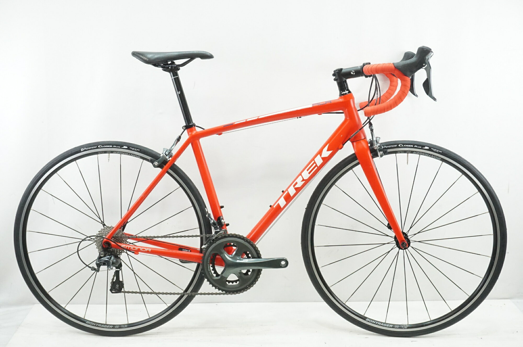 ■商品情報 メーカーサイズ：54 シートチューブ(C-T)：486mm トップチューブ(C-C)：543mm(ホリゾンタル換算) 適応身長：167-174cm(目安) 重量：約8.4kg フレーム材質：アルミ メインコンポ：SHIMANO ...