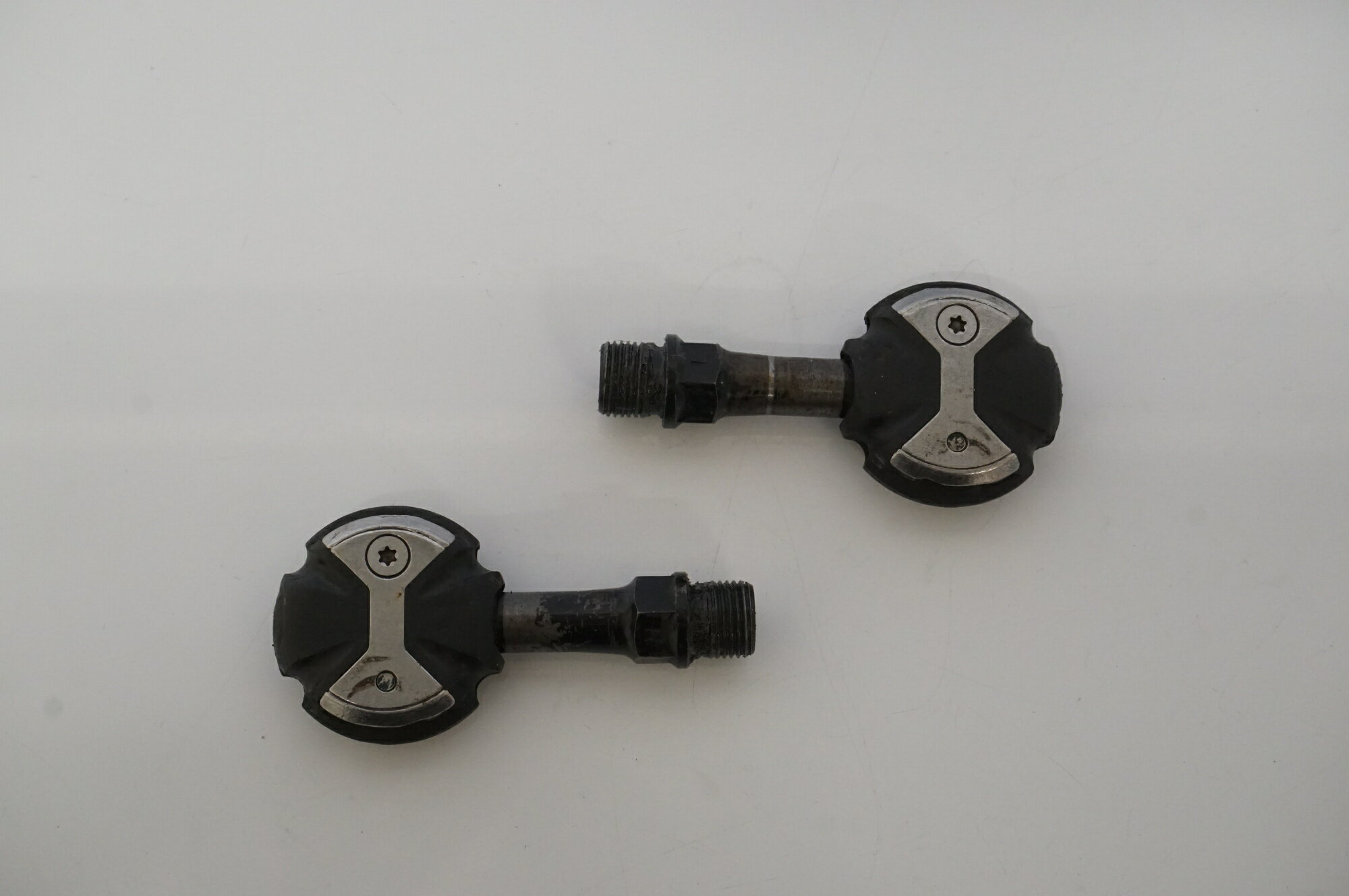 ■状態 ・使用に伴う小キズ、ヨゴレがございます。 ・掲載画像以外にも細かい傷や多少の汚れがございます。 【付属品】 ※画像に掲載している物で全てでございます。 ※画像にないものは欠品となりますためご注意ください。 ■注意事項【在庫について】...