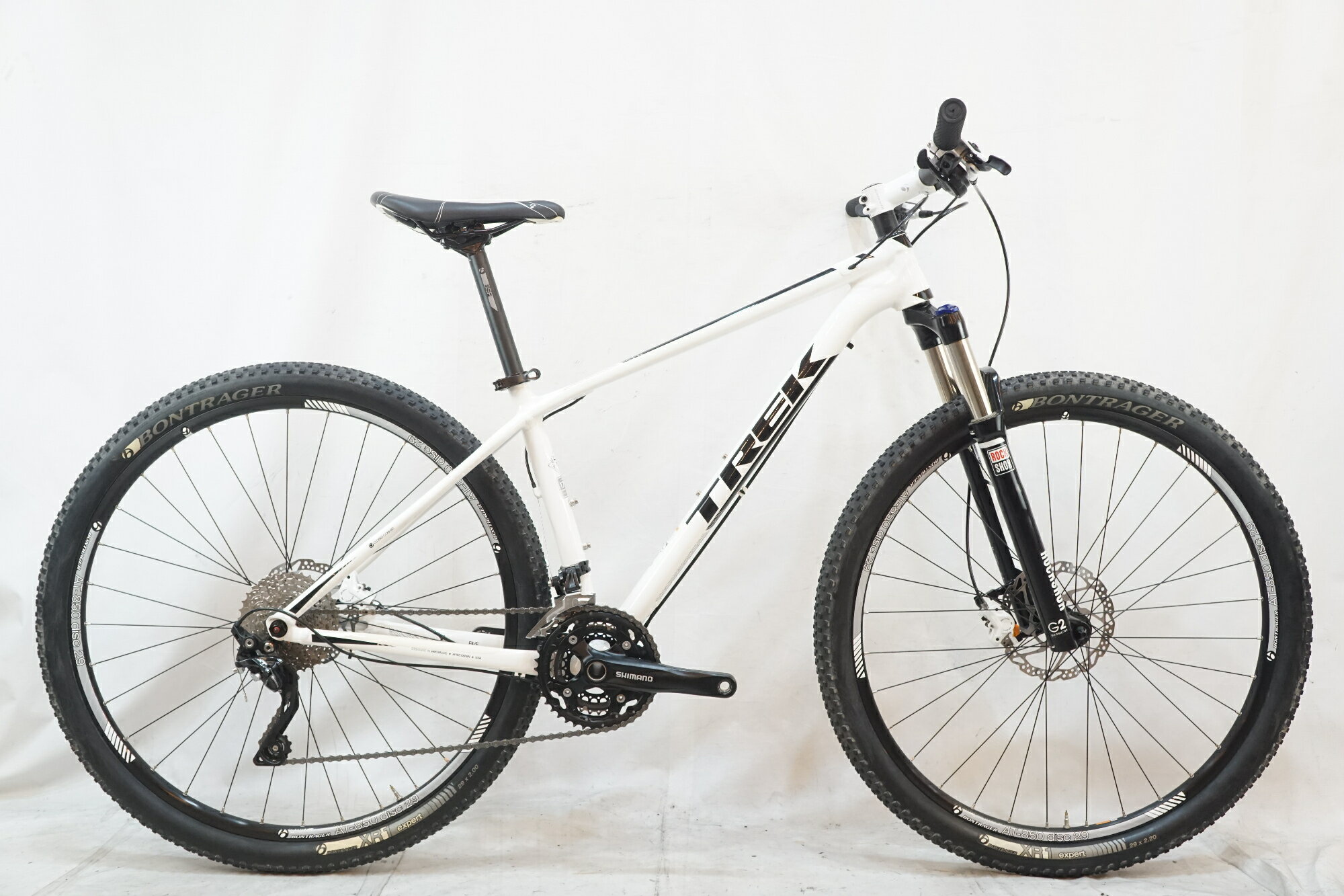 ■商品情報メーカーサイズ:Mシートチューブ(C-T): 419mmトップチューブ(C-C):602mm(ホリゾンタル換算)適応身長:161-172cm(目安)重量:約12.5kgフレーム材質:アルミフロントフォーク:サスペンションメインコン...