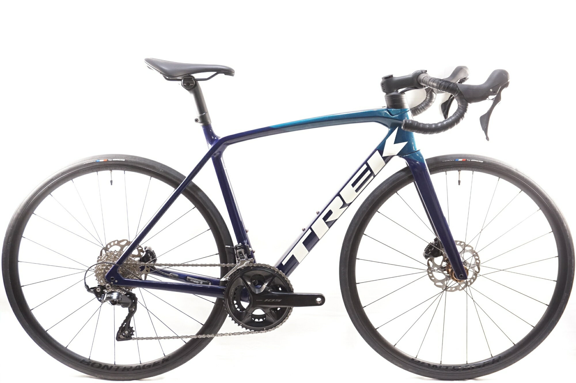 ■商品情報 メーカーサイズ:54 シートチューブ(C-T): 496mm（C-C） トップチューブ(C-C):543mm(ホリゾンタル換算) 適応身長:172-177cm(目安) 重量:約9kg フレーム材質:カーボン フロントフォーク:カ...