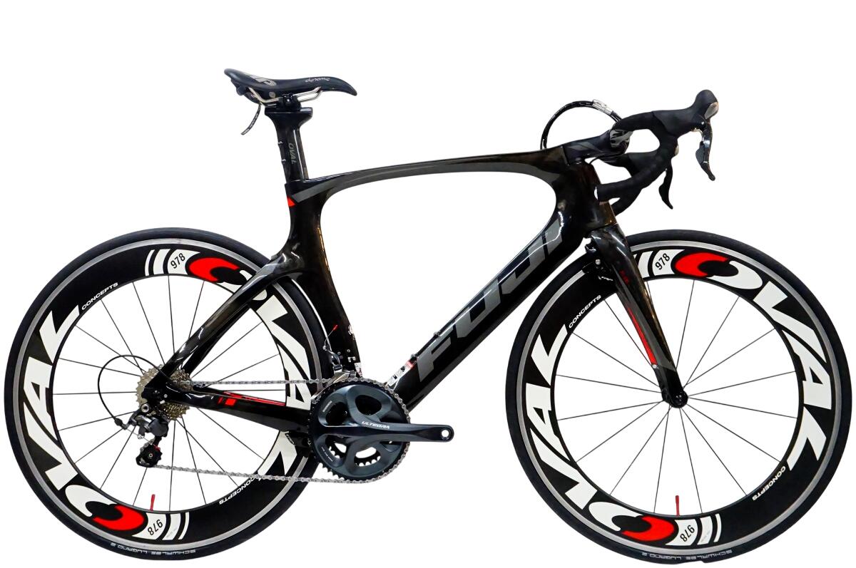 ■商品情報 メーカーサイズ：55 シートチューブ(C-C):522mm トップチューブ(C-C):550mm(ホリゾンタル換算) 適応身長:175-185cm(目安) 重量：約9.2kg フレーム材質：カーボン フロントフォーク：カーボン ...