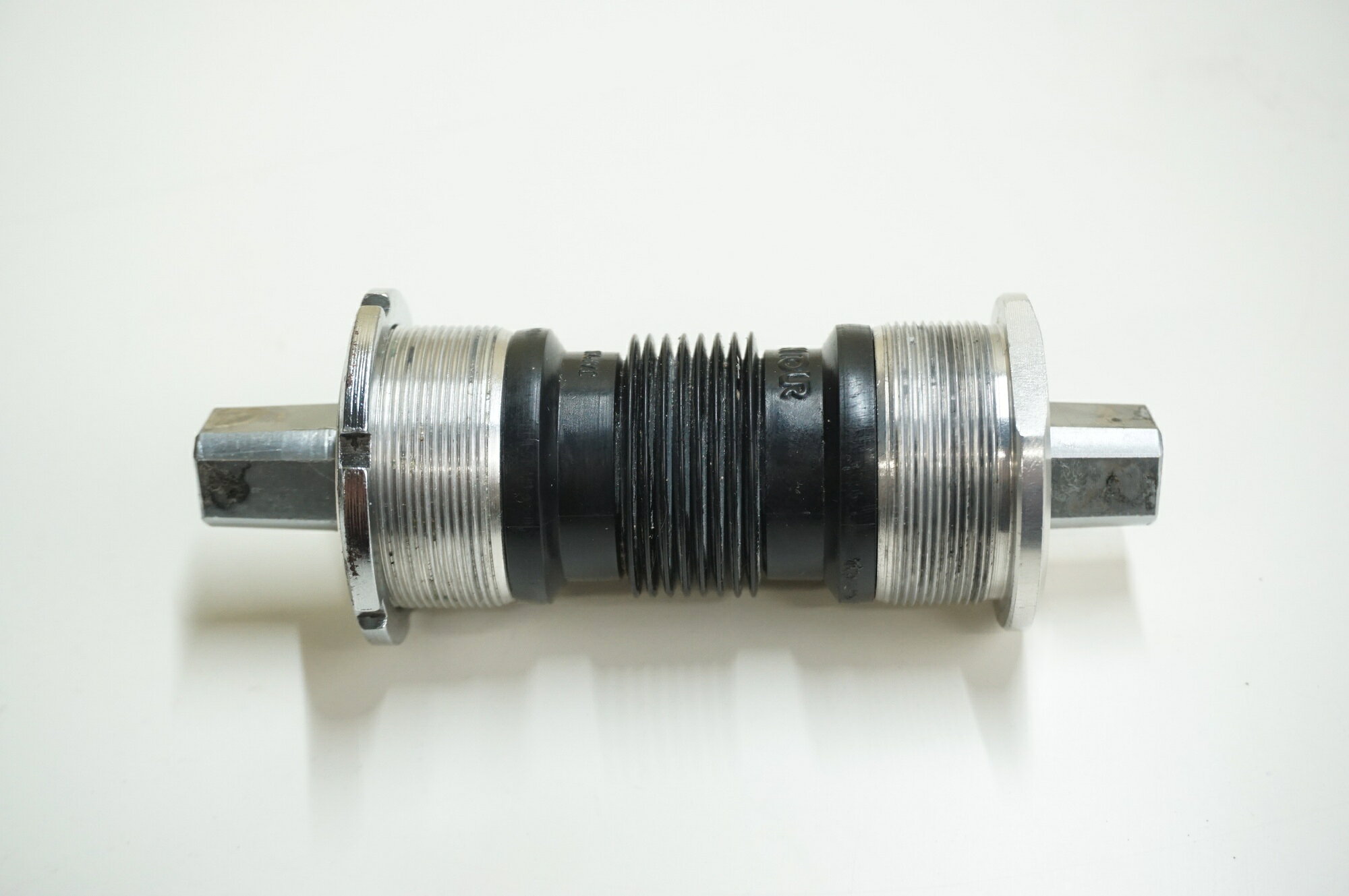 ■詳細・軸長：115mm■状態・比較的使用感は少なく、中古品として綺麗な印象でございます。【付属品】※画像に掲載している物で全てでございます。※商品の一部でも画像に無いものは欠品となり、返品返金は致しかねます為ご注意ください。　 ■注意事項...