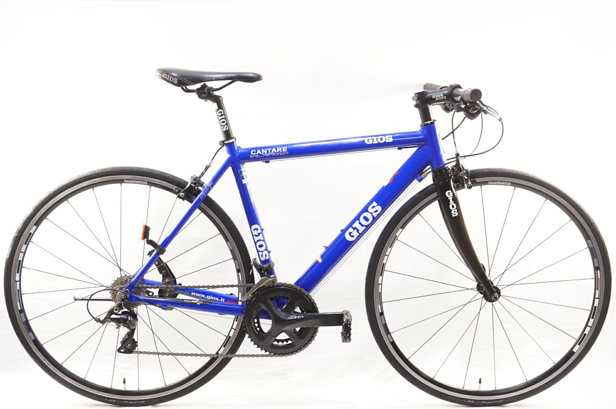 ■商品情報メーカーサイズ:500シートチューブ(C-T): 500mmトップチューブ(C-C):535mm(ホリゾンタル換算)適応身長:165-175cm(目安)重量:約9.67kgフレーム材質:アルミフロントフォーク:カーボンシフター:S...