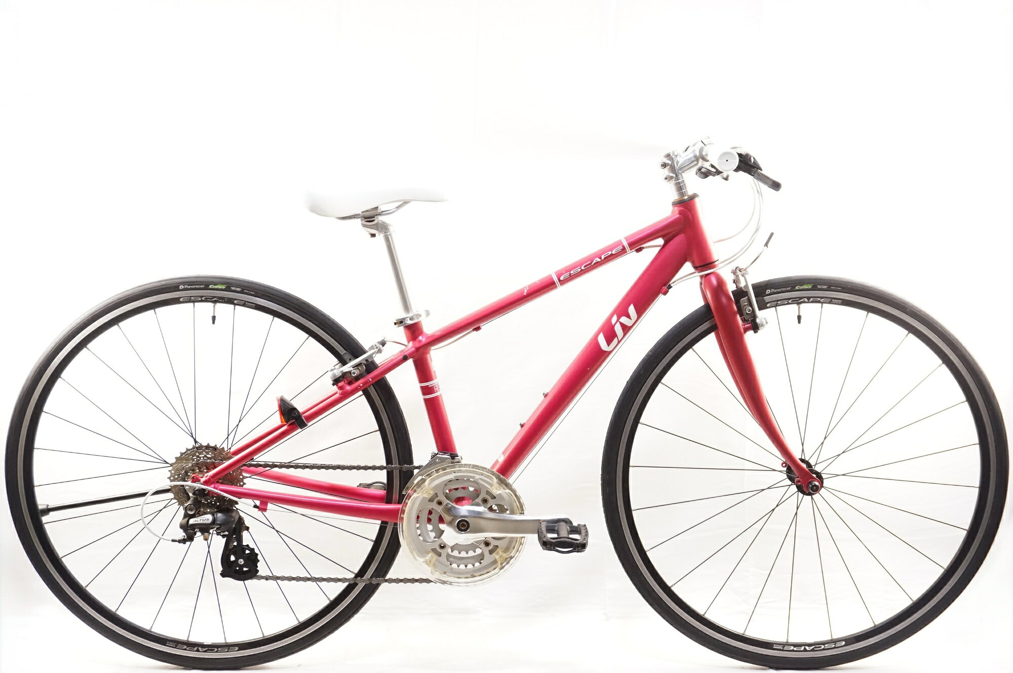 ■商品情報メーカーサイズ:XXSシートチューブ(C-T): 350mmトップチューブ(C-C):500mm(ホリゾンタル換算)適応身長:140-160cm(目安)重量:約10.54kgフレーム材質:アルミフロントフォーク:アルミシフター:S...