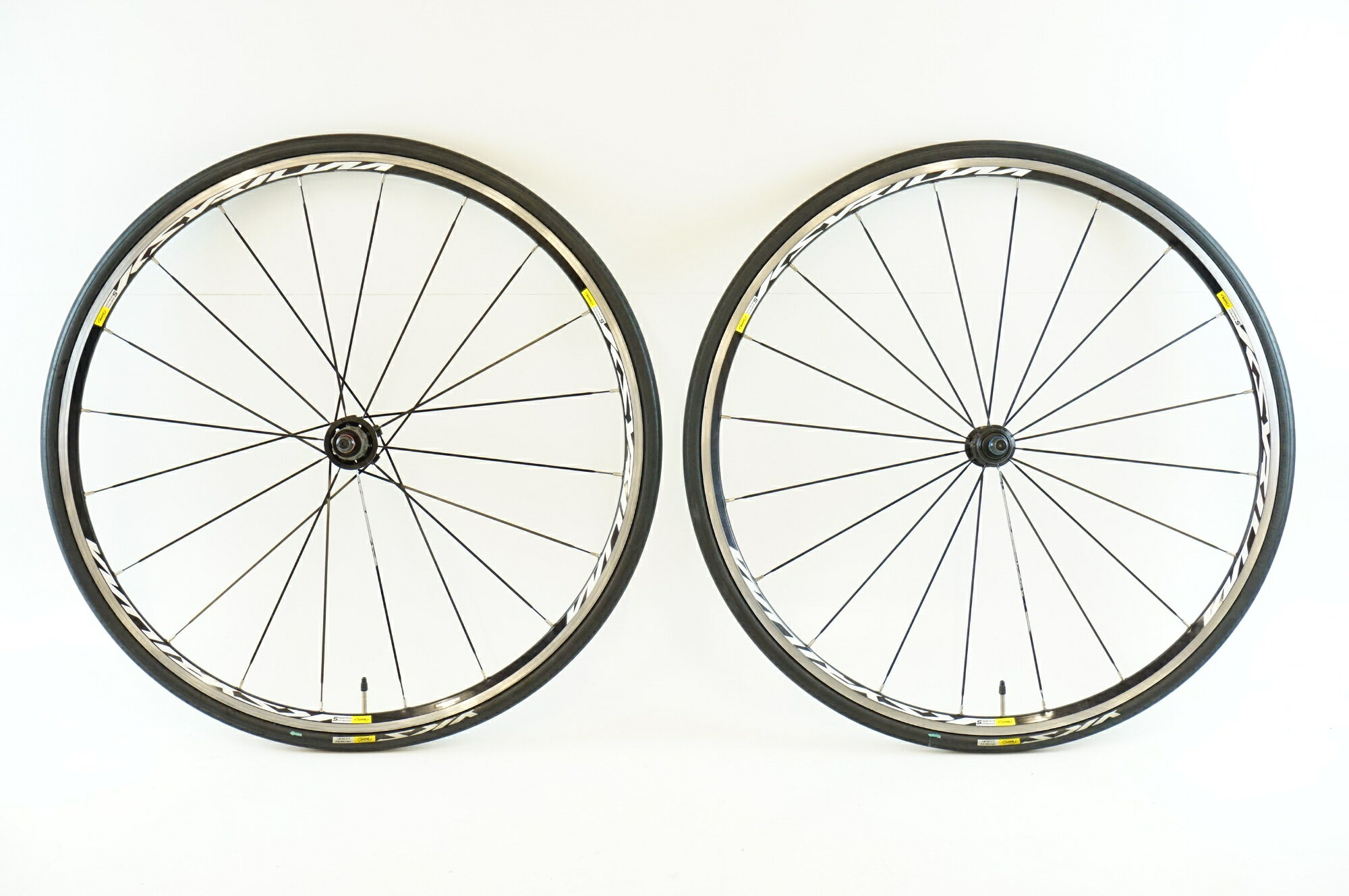 ■商品情報 サイズ：700c 622x13C リムタイプ：クリンチャー フリータイプ：SHIMANO11S 重量 F：約1050g（タイヤ込実測） 重量 R：約1300g（タイヤ込実測） エンド幅 F：100mm エンド幅 R：130mm ...