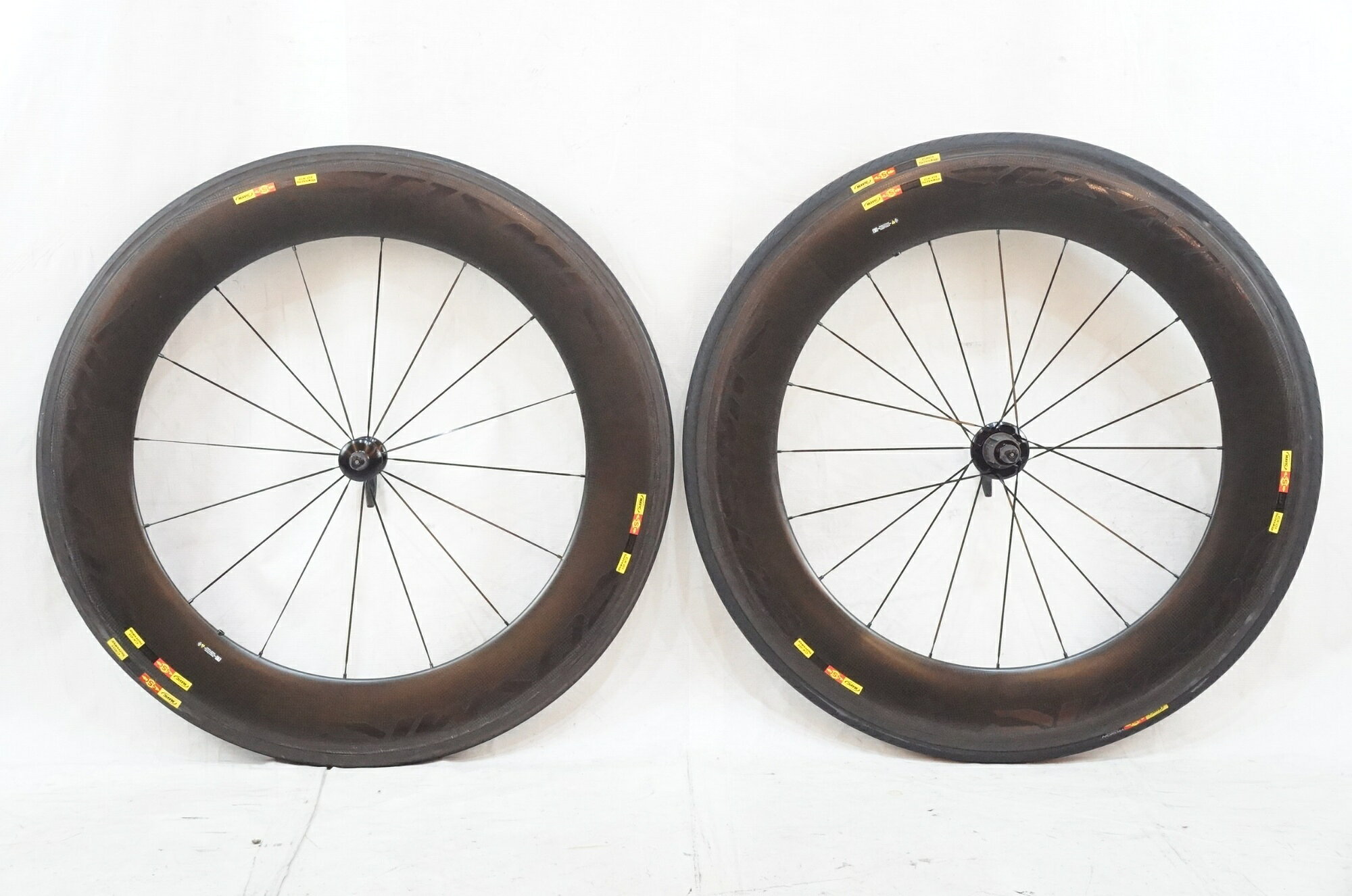 ■商品情報 サイズ：700C リム幅：外幅約27mm リムタイプ：チューブラー フリータイプ：CAMPAGNOLO 重量 F：約1100g (タイヤあり) 重量 R：約1300g (タイヤあり) エンド幅 F：100mm エンド幅 R：13...