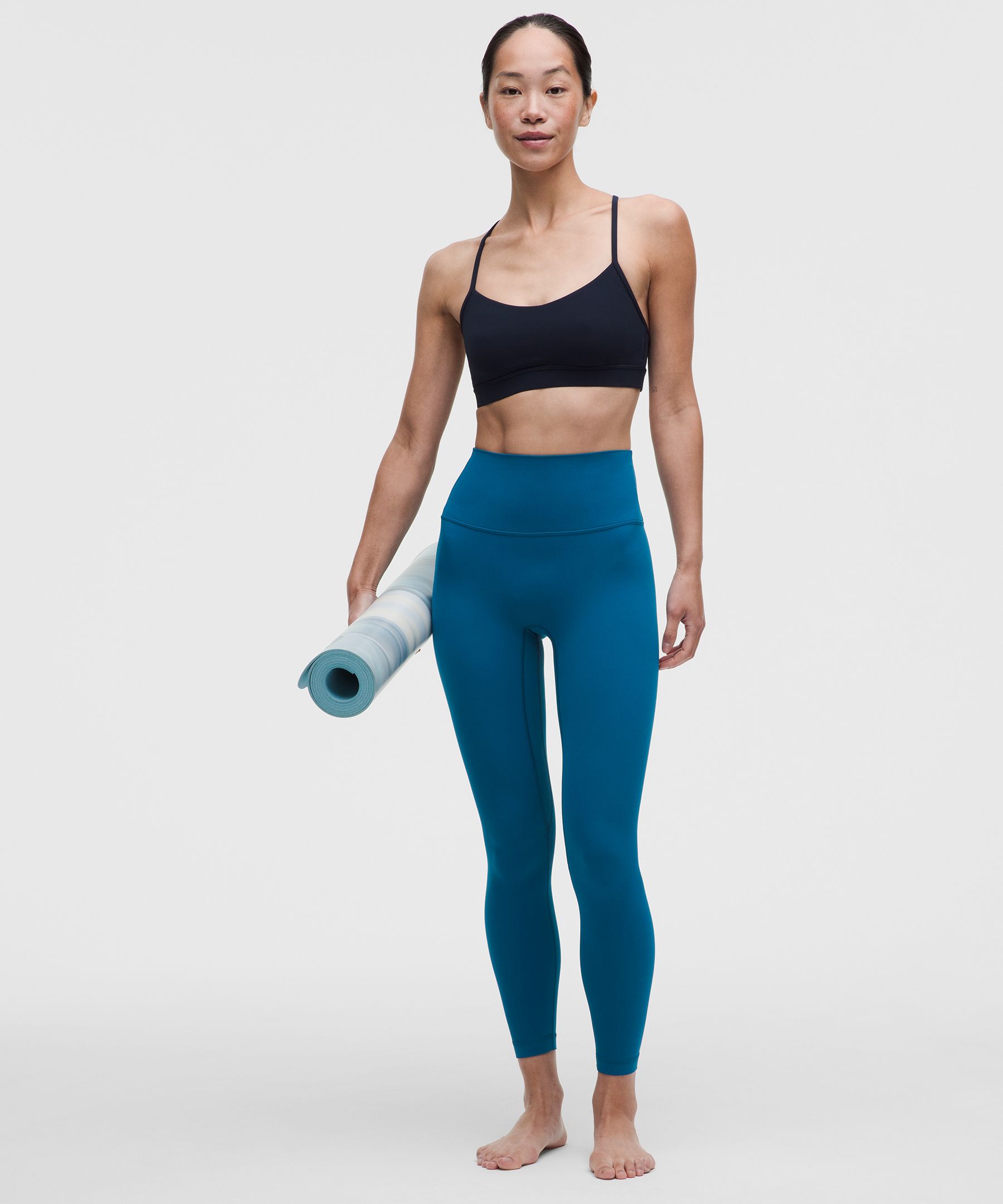 ルルレモン Align No Line™ ハイライズパンツ 24インチ *アジアフィット Why we made this 自分の体以外、何も感じない自由を。軽くてしっとりソフトな肌触りのルルレモン Align™シリーズで、プラクティスに集...