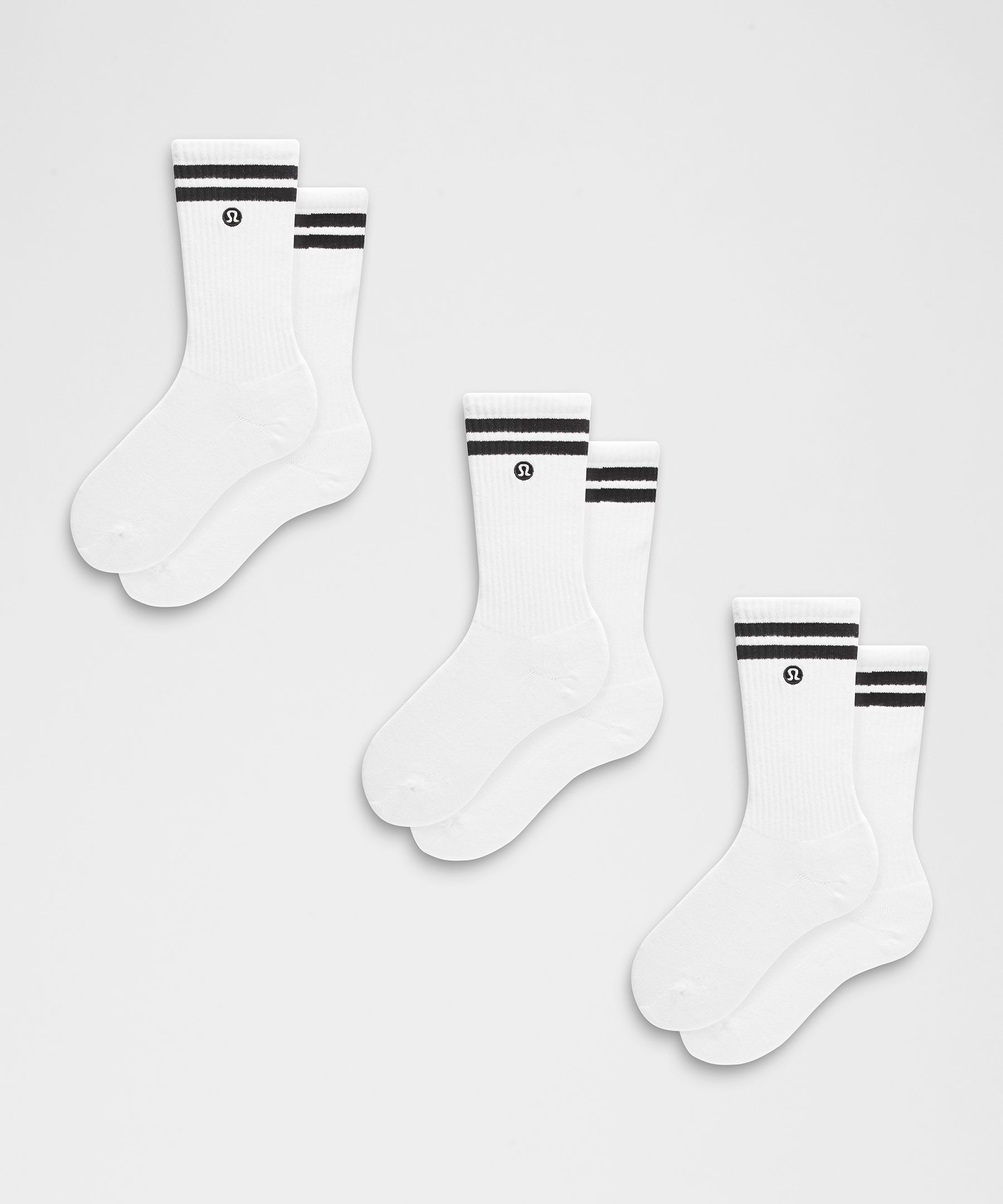 ユニセックス Daily Essential クルーソックス 3Pパック *ストライプ Why we made this この心地よさ、トップクラス。土踏まずのサポートとふんわりしたクッション性を兼ね備えた、ソフトなコットンソックス。 Fe...