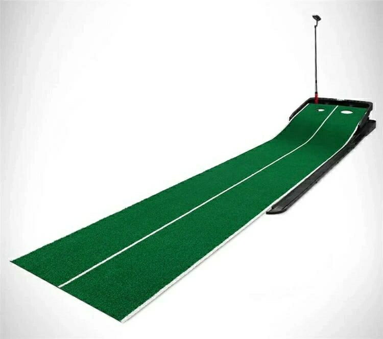 室内でのゴルフ練習に最適な「ゴルフパターマット」は、傾斜調整や穴の移動が可能で、リアルなパッティング体験を提供します。 自動リターン機能により、スムーズな練習が可能です。 3mの長さで、持ち運びも自由自在。施設の休憩室やキッズルームのイベン...