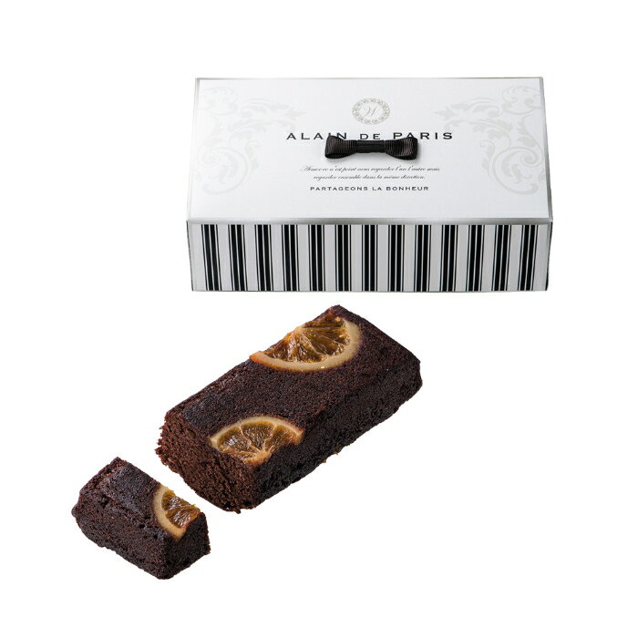 飾らないシンプルな味が人気のパウンドケーキは誰からも喜ばれる定番の贈り物。 ブラックストライプに控えめのリボンが印象的な、ハンサムなボックスに詰めて。 セット内容：ショコラオランジュパウンドケーキ×1 サイズ：100×180×56mm 賞味...