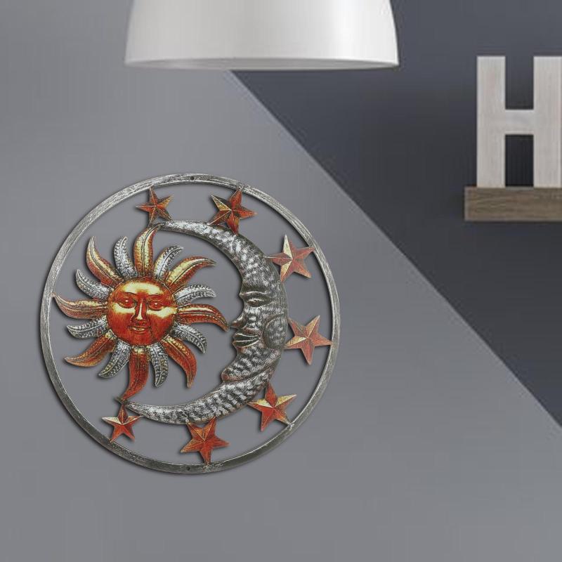 説明:機会: 屋内と屋外に最適です。この金属製の太陽、月、星の彫刻は、バスルーム、キッチン、リビングルーム、寝室、庭に掛けることができます。優れた職人技: デザインと絶妙な職人技。精密で非の打ちどころのない工芸品で、バリがありません。素材:...
