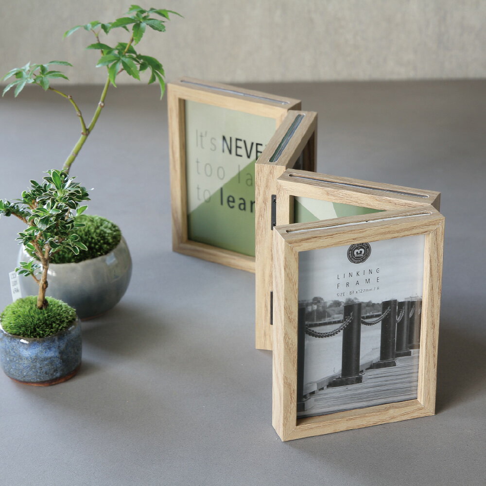 Material MDF、ペーパーシート、ガラス Size H413 x W133 x D20mm Label size 127 x 89mm（L版サイズ／8枚） Package size W113 x H143 x D87mm Weigh...