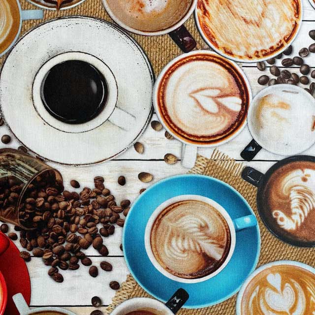 ※ボタンのサイズは1.5cmです。 様々なカフェアートが展開された、芳ばしい香りが漂いそうで思わずコーヒーが飲みたくなってしまうような柄です。 縫製しやすいシ—ティング生地を使用しているので、洋服や小物はもちろんクッションや間仕切りカーテン...