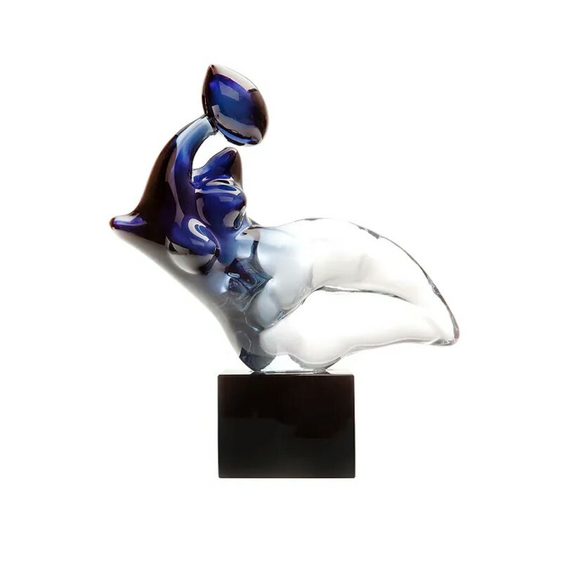 ザネッティ社は1956年に設立されたガラスアート専門メーカー。 イタリア北東部に位置するヴェネチアムラーノ島にて、伝統的な技法を守りつつ革新的なデザインを取り入れた数々の作品を制作しています。 ザネッティのガラスアートは、無垢のガラスで作ら...