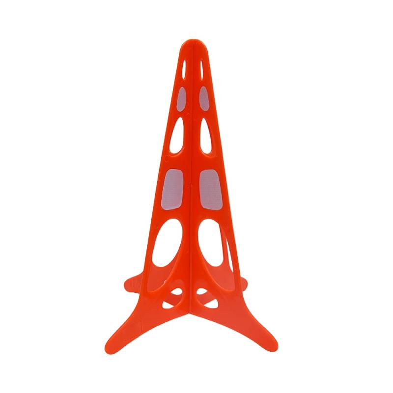 セーフラン(SAFERUN) 組立式反射三角コーン PP 反射 底辺380x 高さ約500mm 組立式で省スペース収納 重量約550g切り込み同士を合わせて組立るだけで簡単設置。独特の通風形状で倒れにくく、鮮やかな赤と反射板付きで視認性も良...