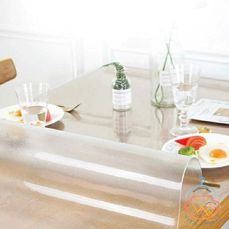 高級感あふれる上品で長方形のテーブルクロスです。シンプルなデザインで、ほとんどの装飾スタイルに適しています。防水、防油、汚れ防止、浸透しにくい多機能テーブルクロスです。 PVCテーブルクロス、シンプルで明るいお部屋を彩ります！簡単に洗浄。無...