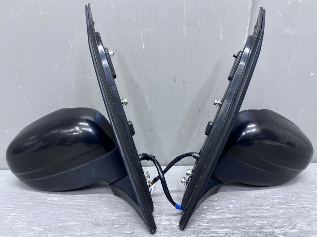 車両情報 車両　三菱 車種　三菱 i G アイ 型式　HA1W HA1WLRDF 車台番号　2006年 HA1W-0011272 メーカー 型番 商品状態 こちらの商品は【中古】で、八街営業所の在庫です。 在庫は1点のみとなっております。 ...