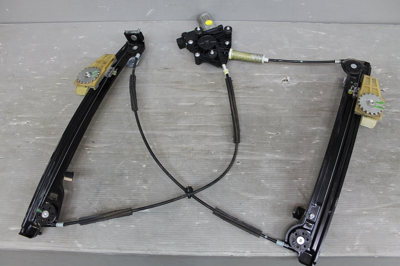 車両情報 車両　アルファロメオ 車種　アルファロメオ ミト Mito 右H 型式　955 車台番号　2011年 955-ZAR95500001148884 メーカー 型番 3L2764F 商品状態 こちらの商品は【中古】で、八街営業所の在庫...