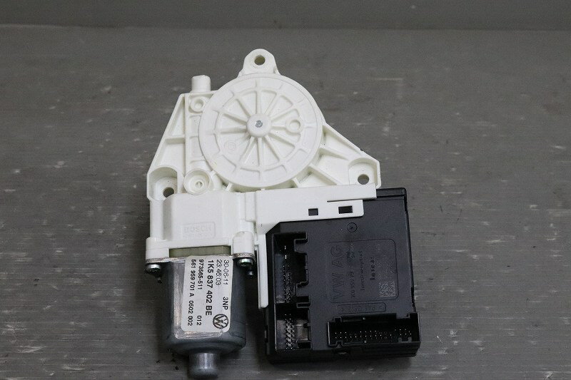 車両情報 車両　フォルクスワーゲン VW 車種　VW ゴルフ6 ヴァリアント TSI 右ハンドル 型式　1KCAX 1KCAX 1K 5K 車台番号　2012年 WVWZZZ1KZCM602329 メーカー brose 型番 1K5 837...